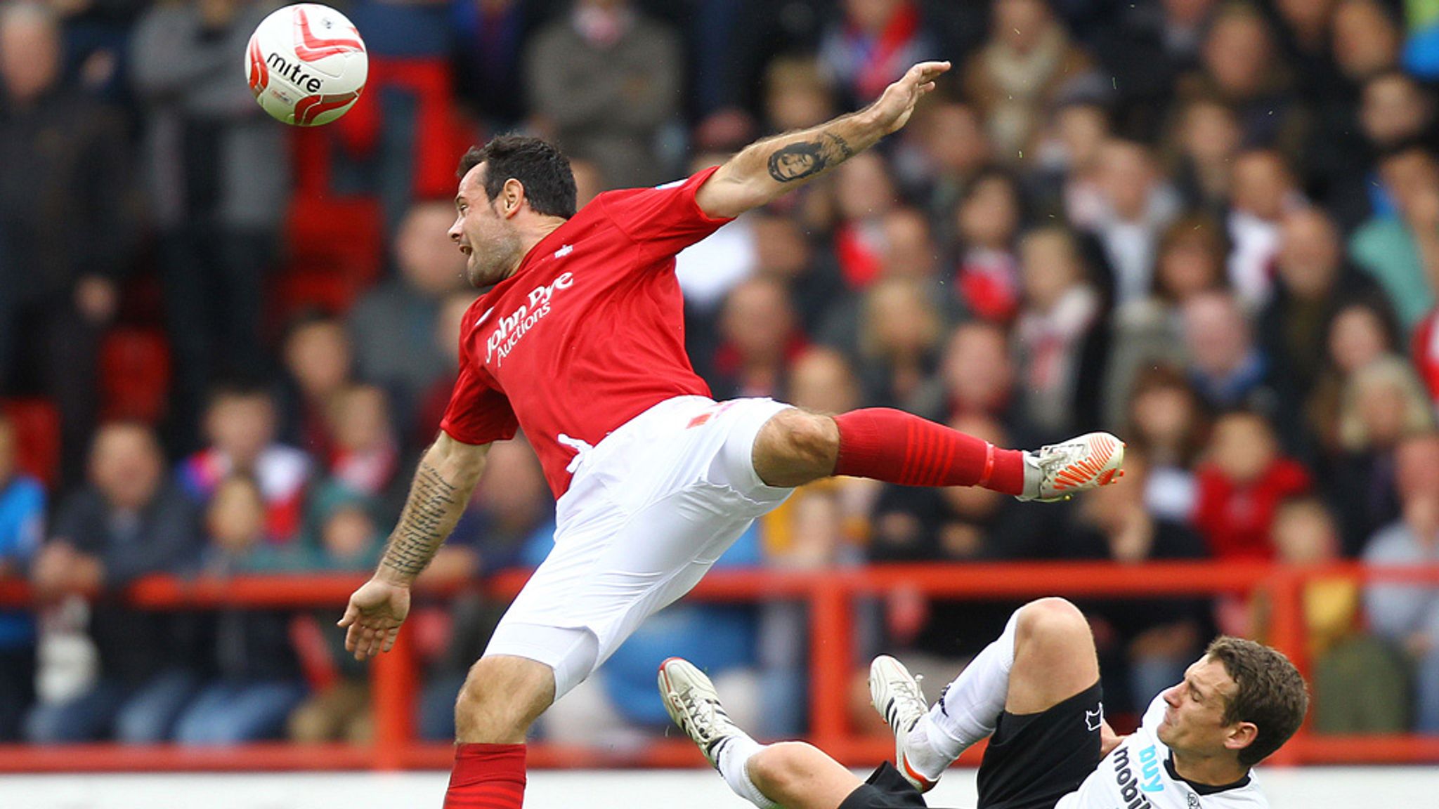 Championship: Andy Reid agrees one-year extension at Nottingahm Forest ...