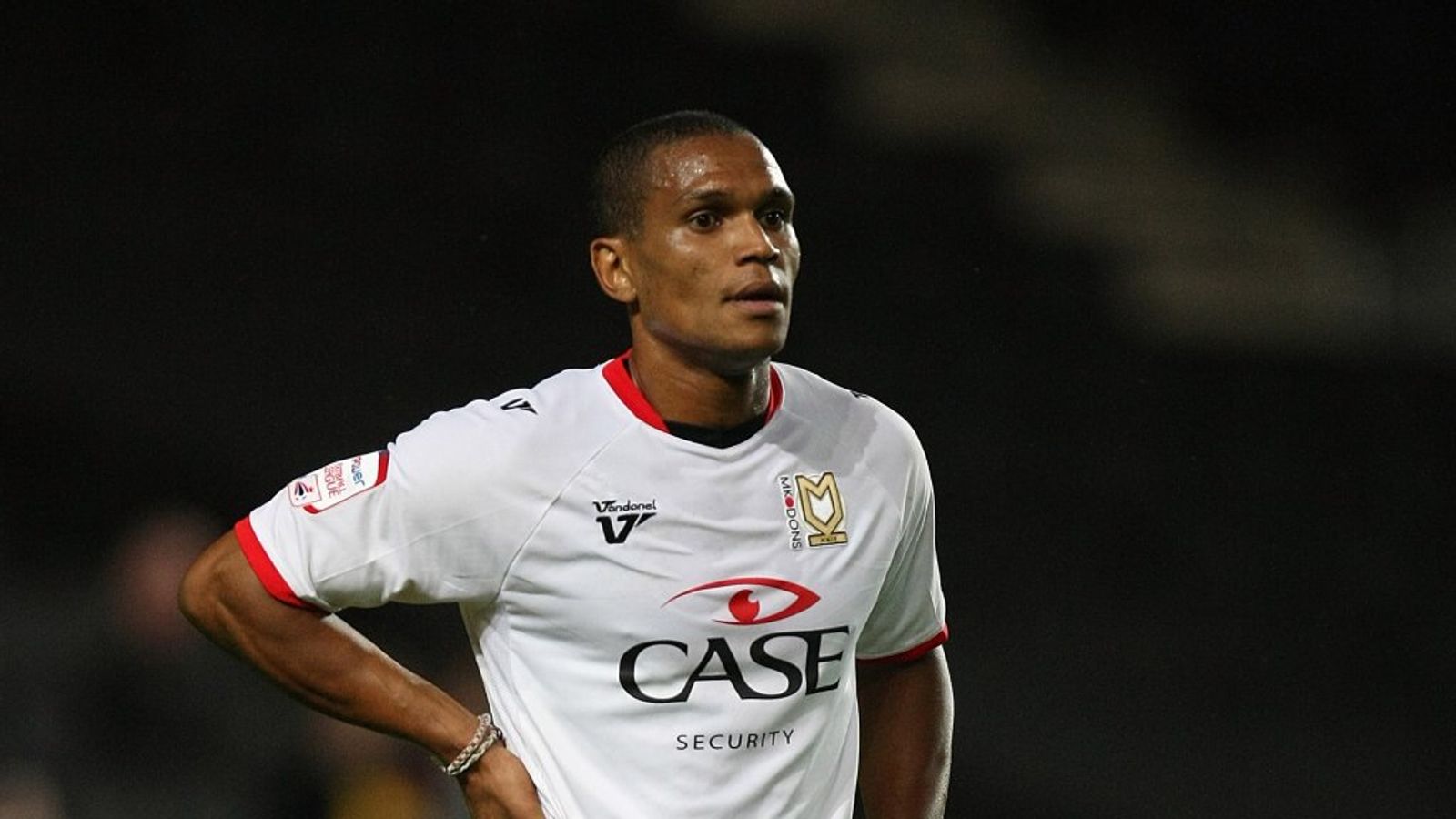 Kouo-Doumbe nears Dons return | Football News | Sky Sports