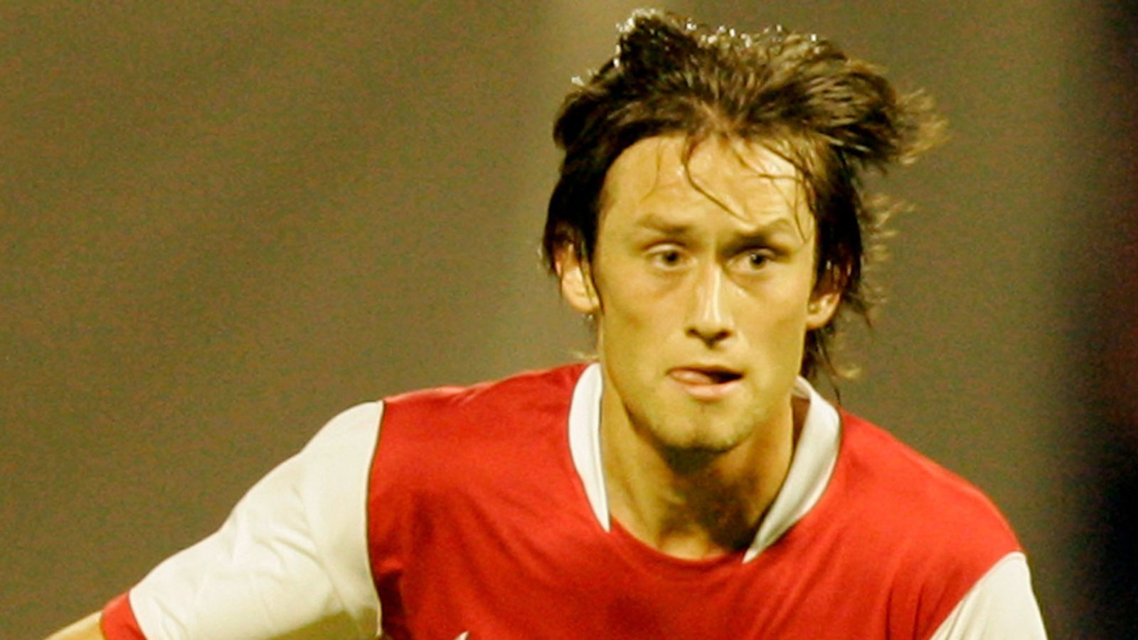 Tomas Rosicky's agent says midfielder will not be leaving Arsenal for ...