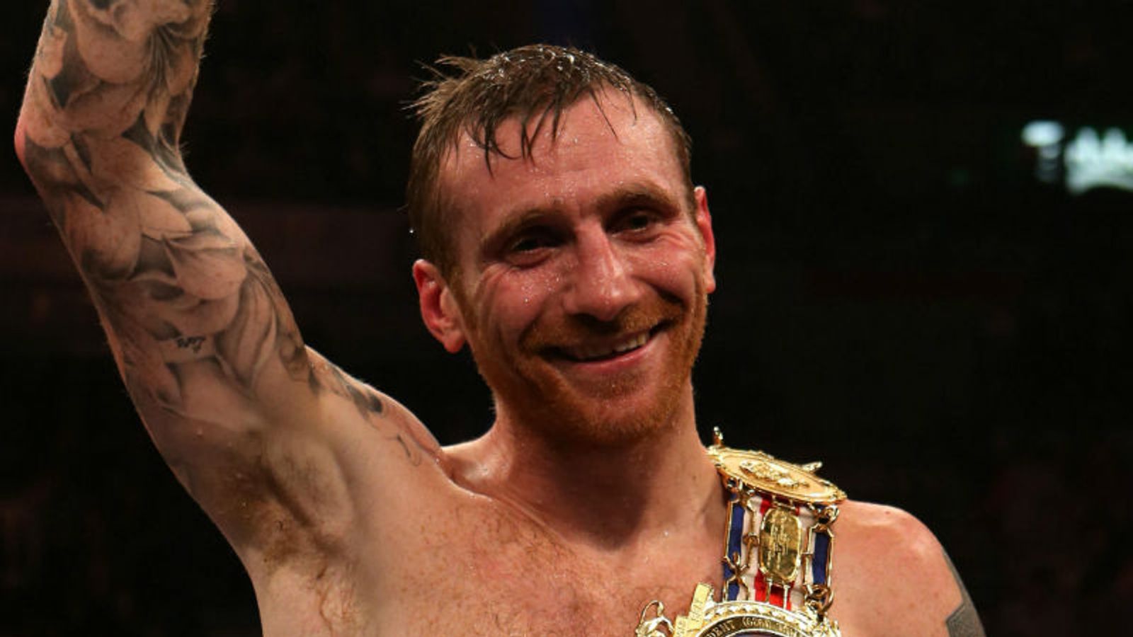 Kenny Anderson won the British title beating Robin Reid inside five ...