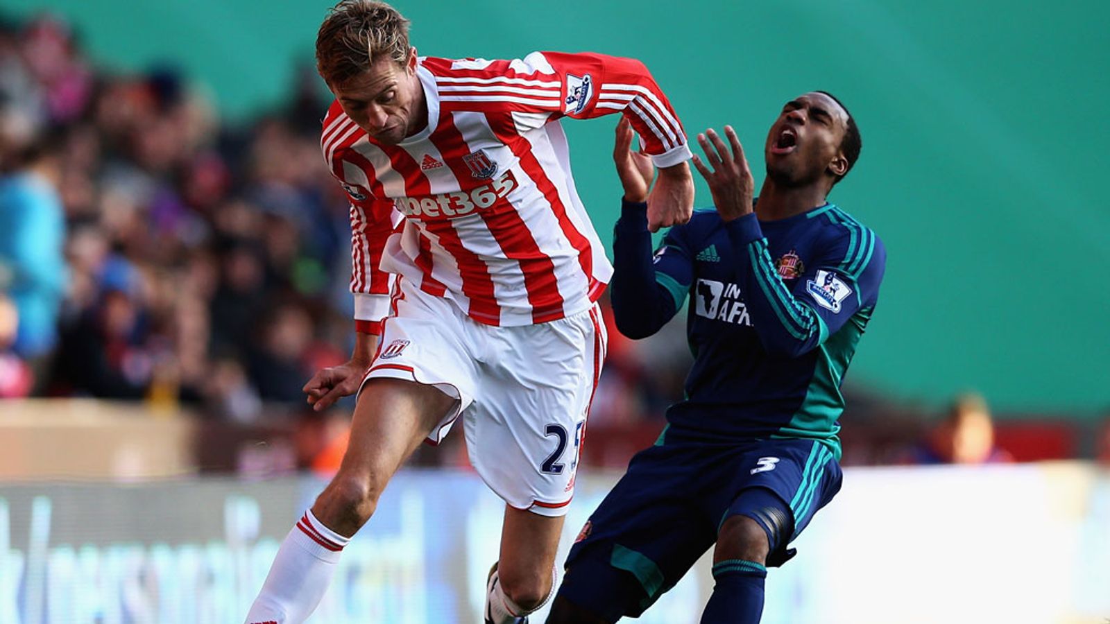 Transfer news: QPR boss Harry Redknapp tracking Peter Crouch and ...