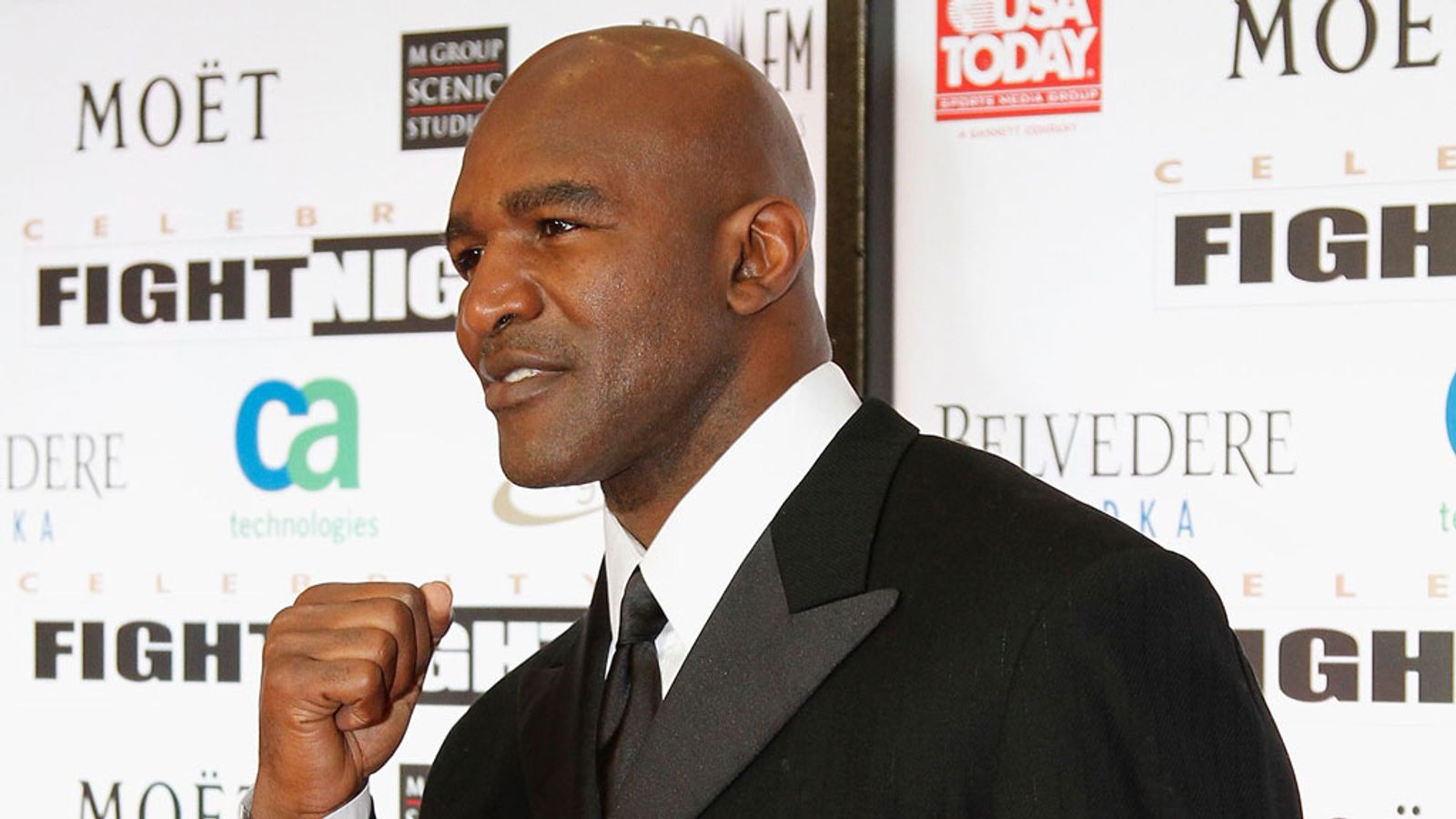 Four-time heavyweight champion Evander Holyfield to retire from boxing ...