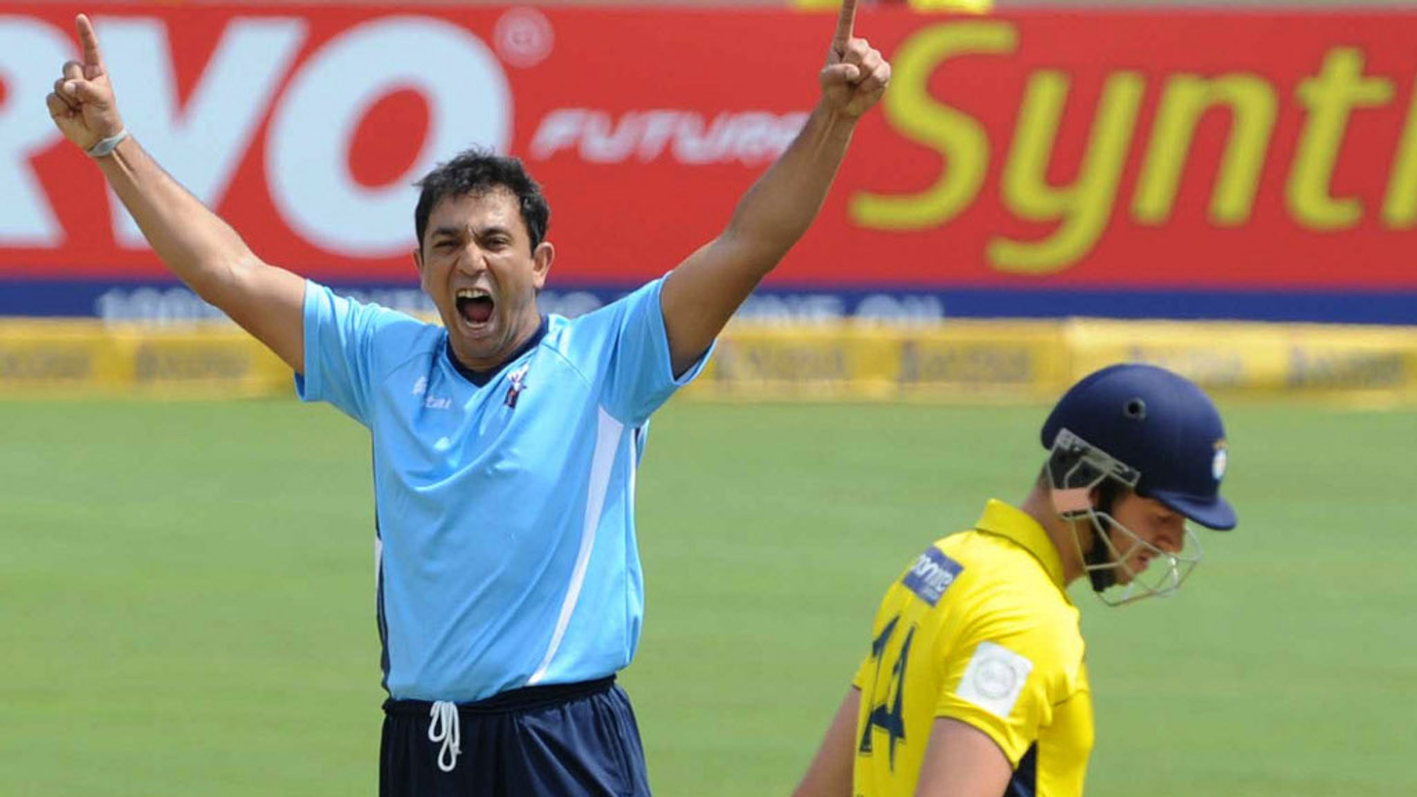 Former Oval favourite Azhar Mahmood to rejoin Surrey for Friends Life ...