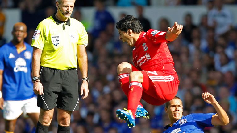 David Moyes says he is worried Luis Suarez will take a dive during the ...