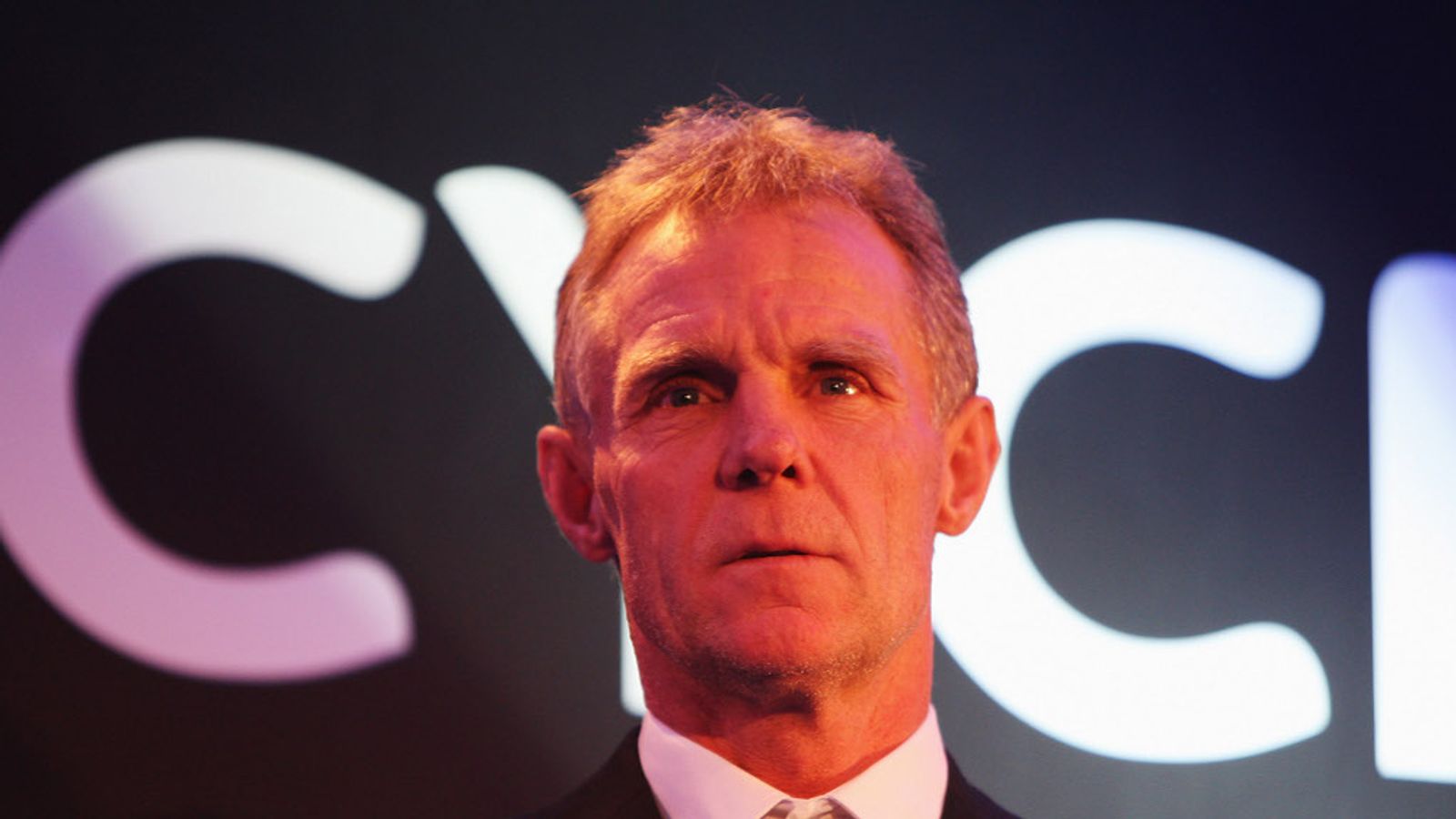 Shane Sutton moves from position of head coach to performance advisor ...
