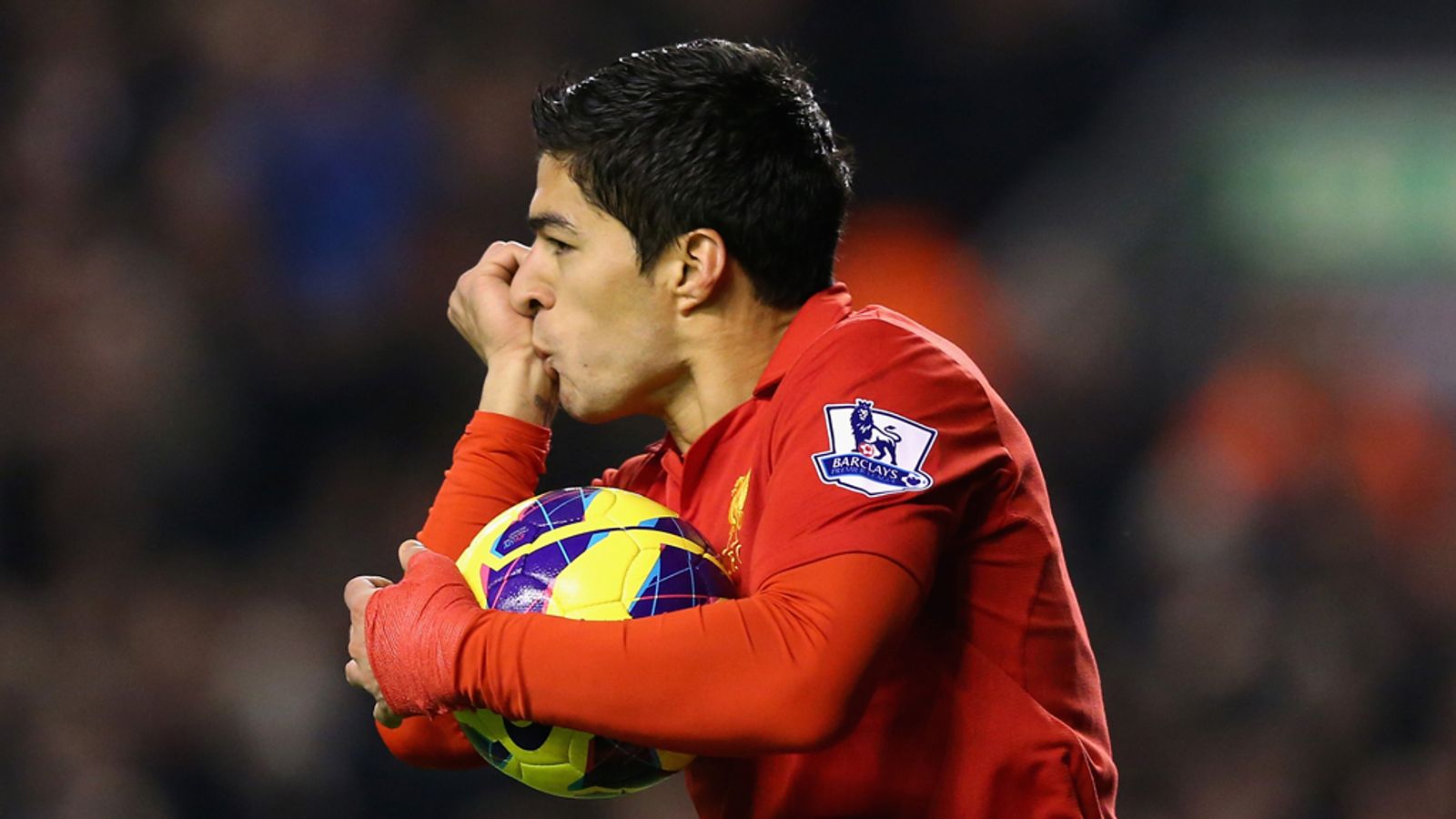 Charlie Adam hailed Luis Suarez after his equaliser for Liverpool ...