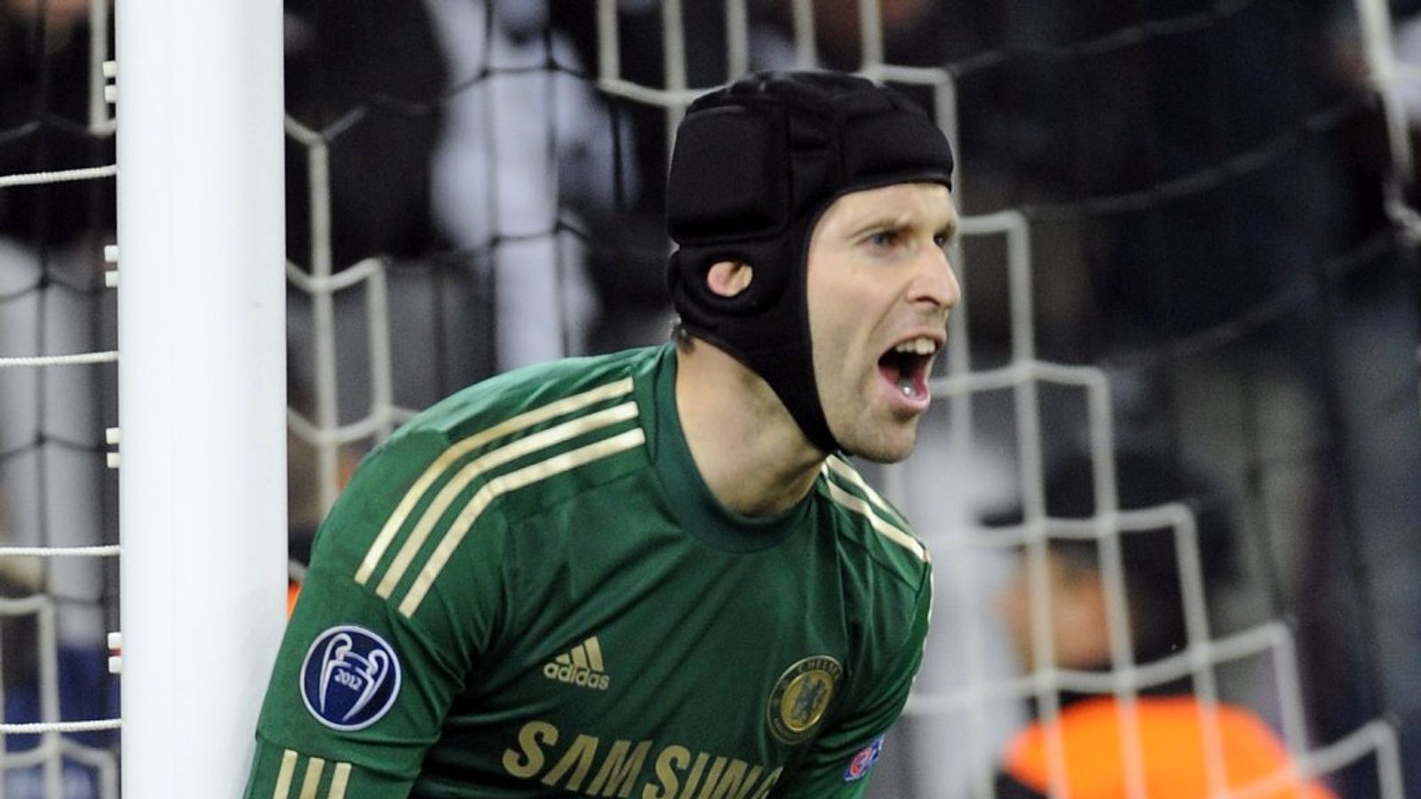 Chelsea keeper Petr Cech ruled out for up to three weeks with groin ...