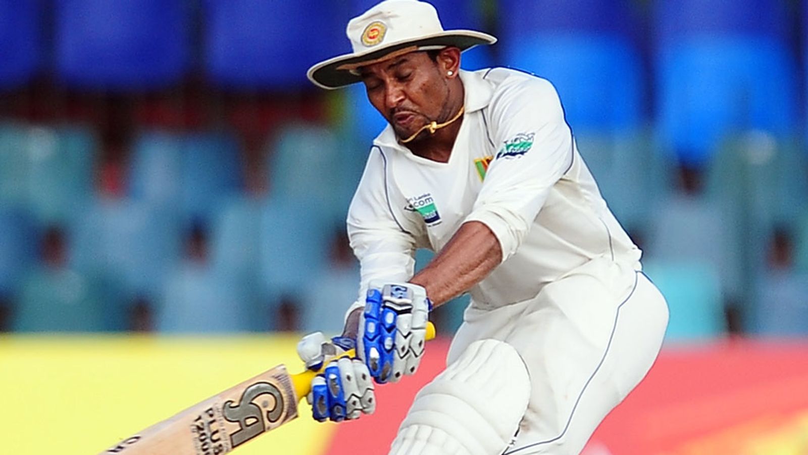 Tillakaratne Dilshan to discuss Test future with family after tour of ...