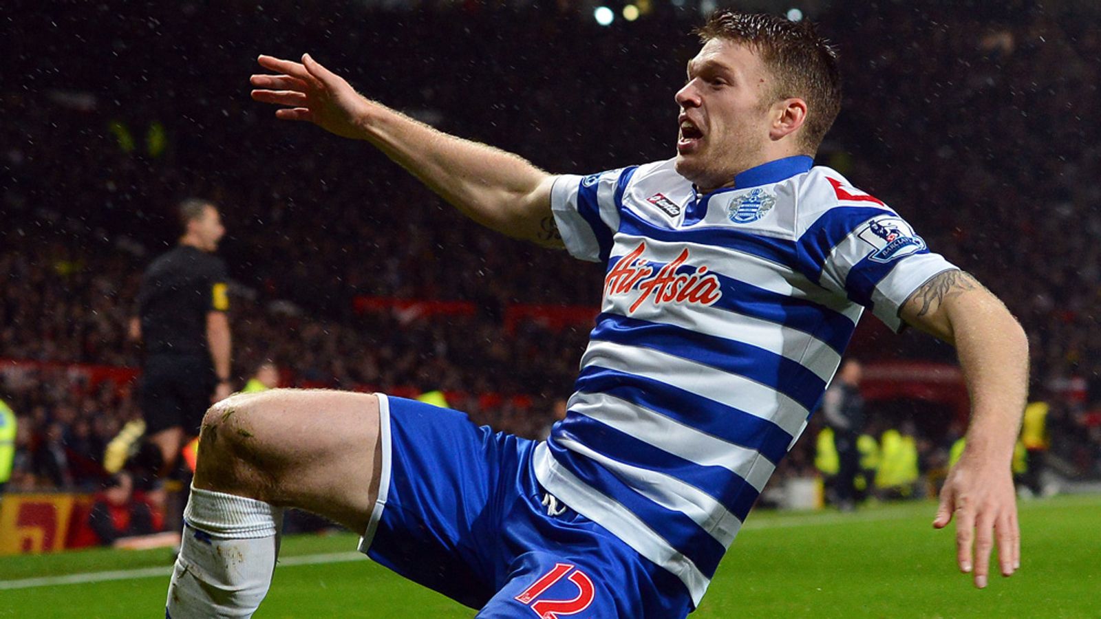 Transfer News: Jamie Mackie is "delighted" to have joined Nottingham ...