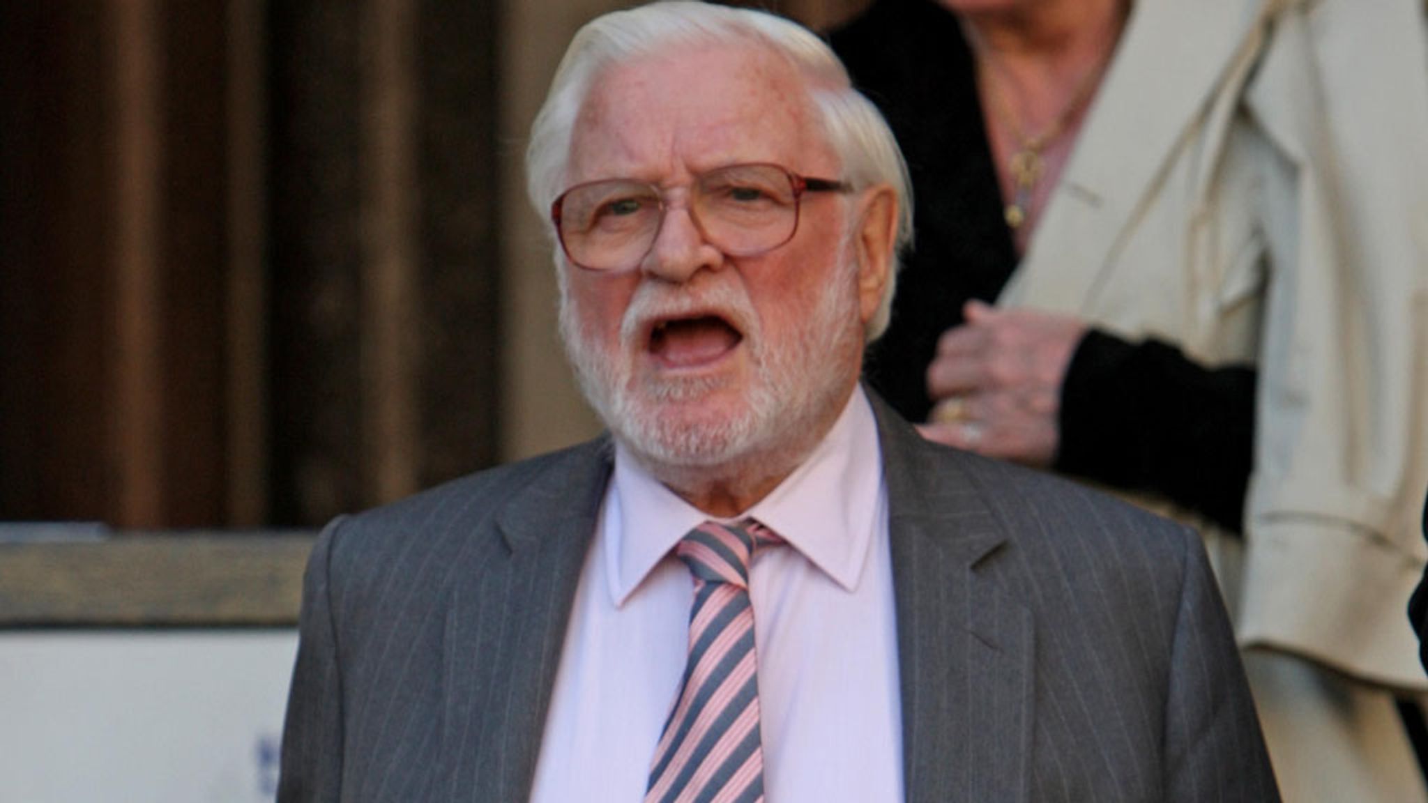 Ken Bates lambasts FIFA over holding 2022 World Cup in Qatar | Football ...