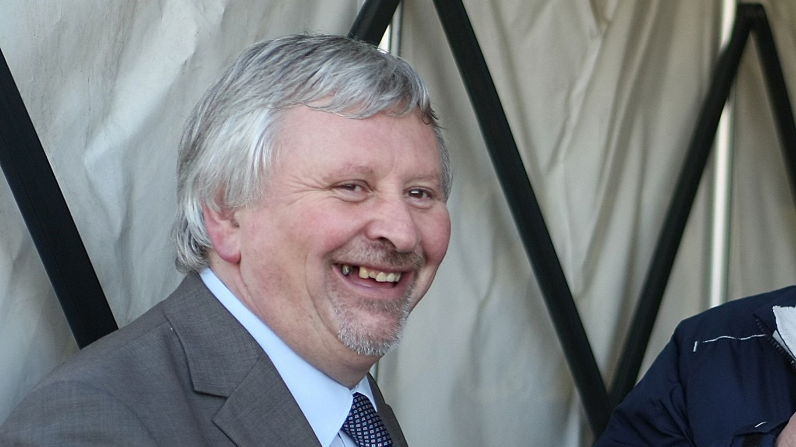 Sturrock defends keeper gamble | Football News | Sky Sports