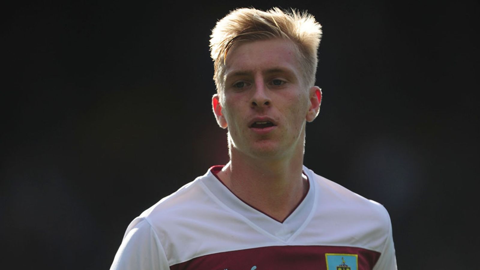 Burnley defender Ben Mee unlikely to play again this year after medial ...