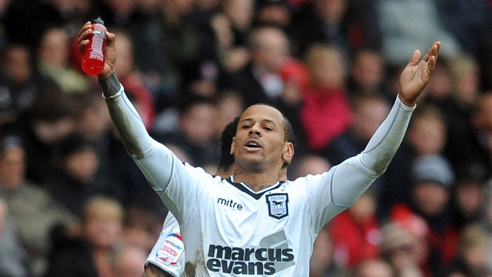 DJ Campbell and Daryl Murphy fired Ipswich to a 2-1 Championship ...