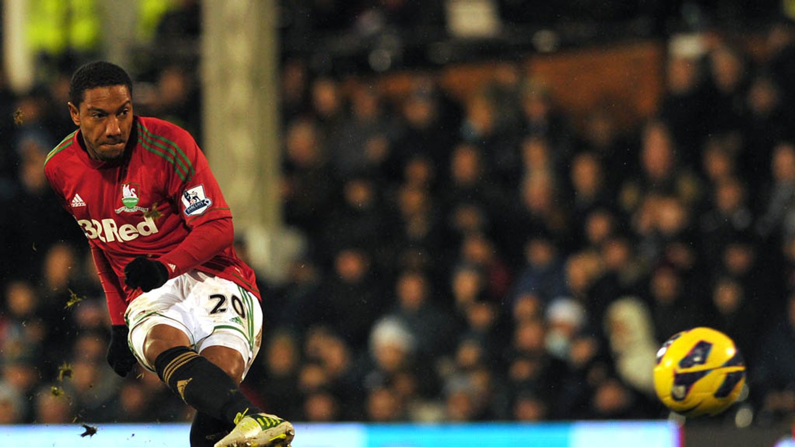 Swansea's on-loan Jonathan de Guzman plans talks on Villarreal future ...