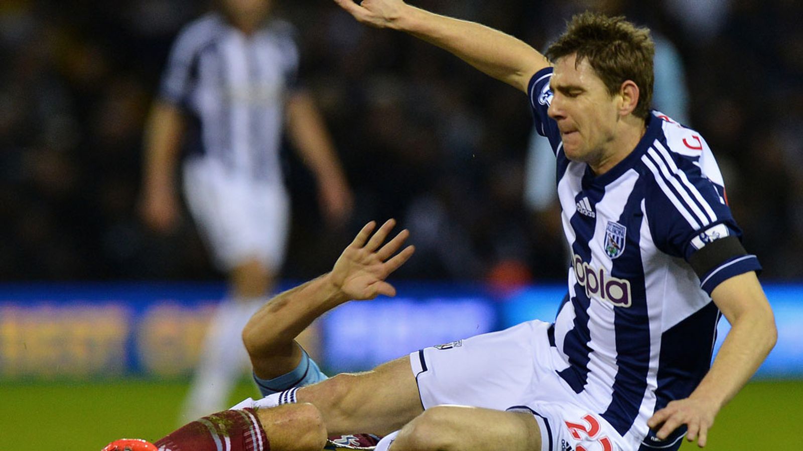 Transfer news: Zoltan Gera in no rush to land new West Brom contract | Football News | Sky Sports