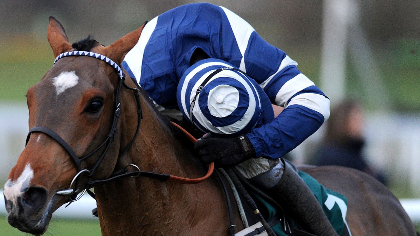 AP McCoy is to partner Oscar Whisky in the John Smith's Aintree Hurdle ...