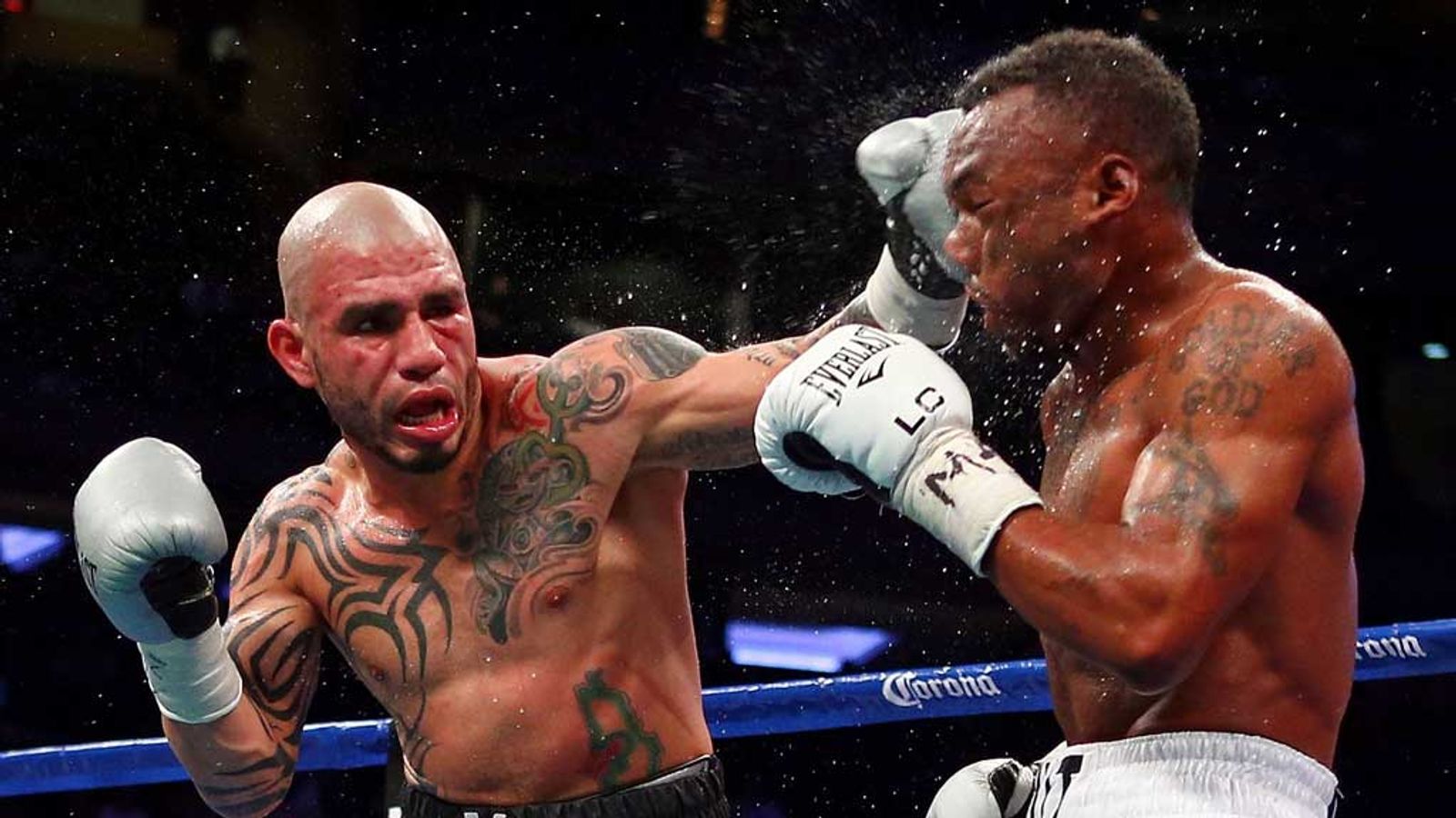 Austin Trout defeats Miguel Cotto on points to retain WBA title ...