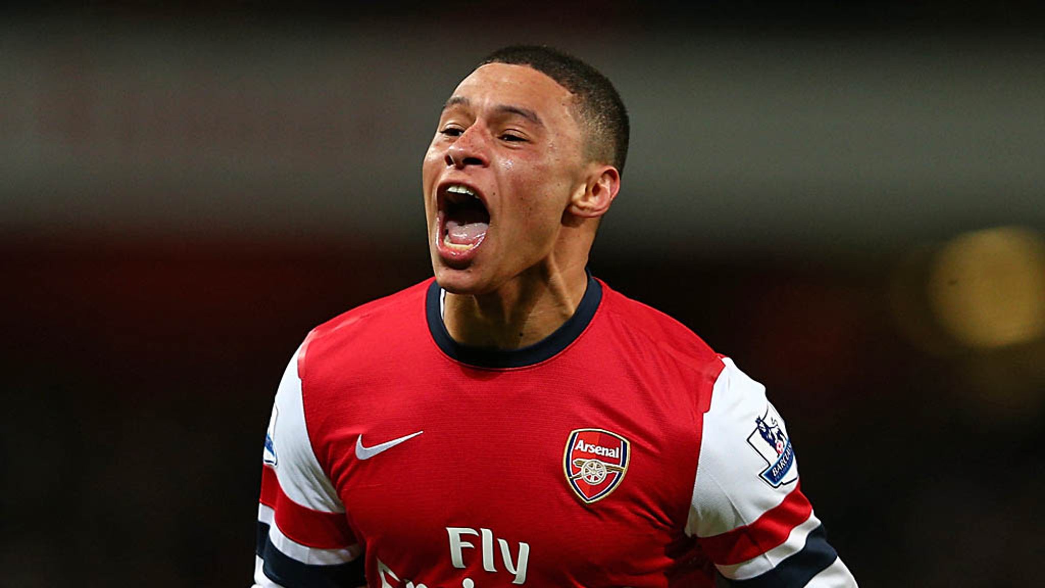 Arsene Wenger impressed with Alex Oxlade-Chamberlain's Arsenal progress ...