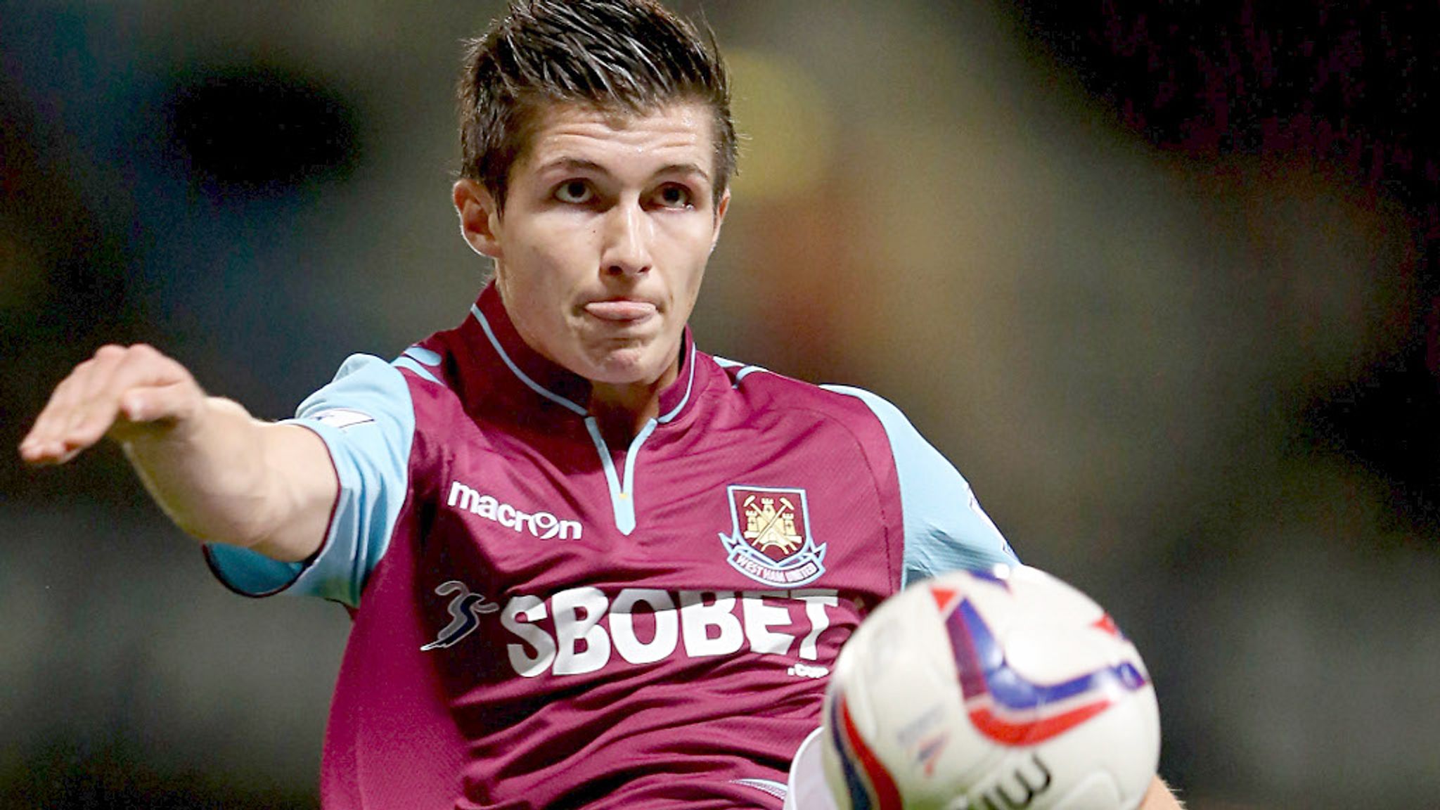 Colchester extend Potts loan | Football News | Sky Sports