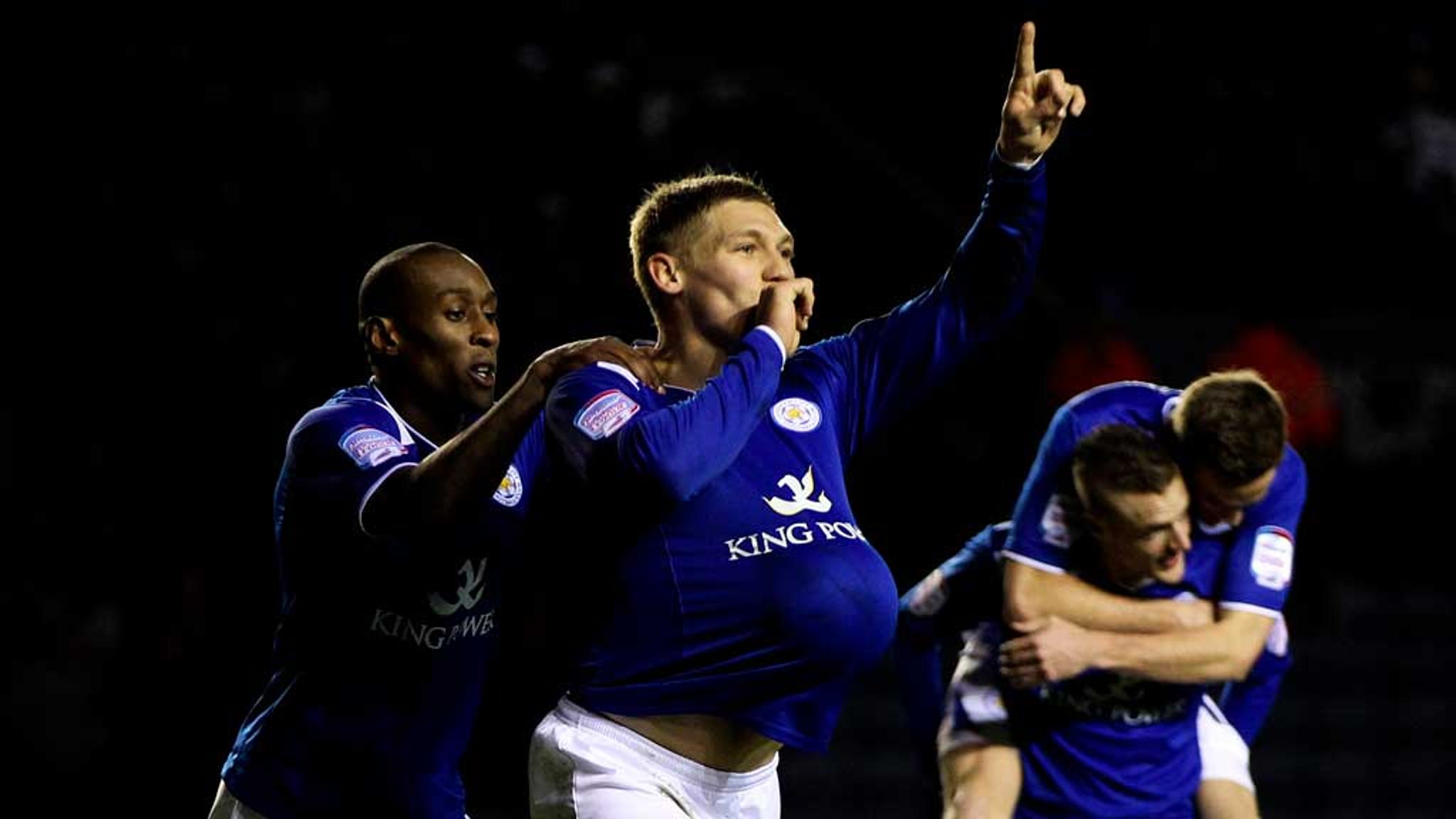 Martyn Waghorn wants more goals to maintain Leicester's automatic ...