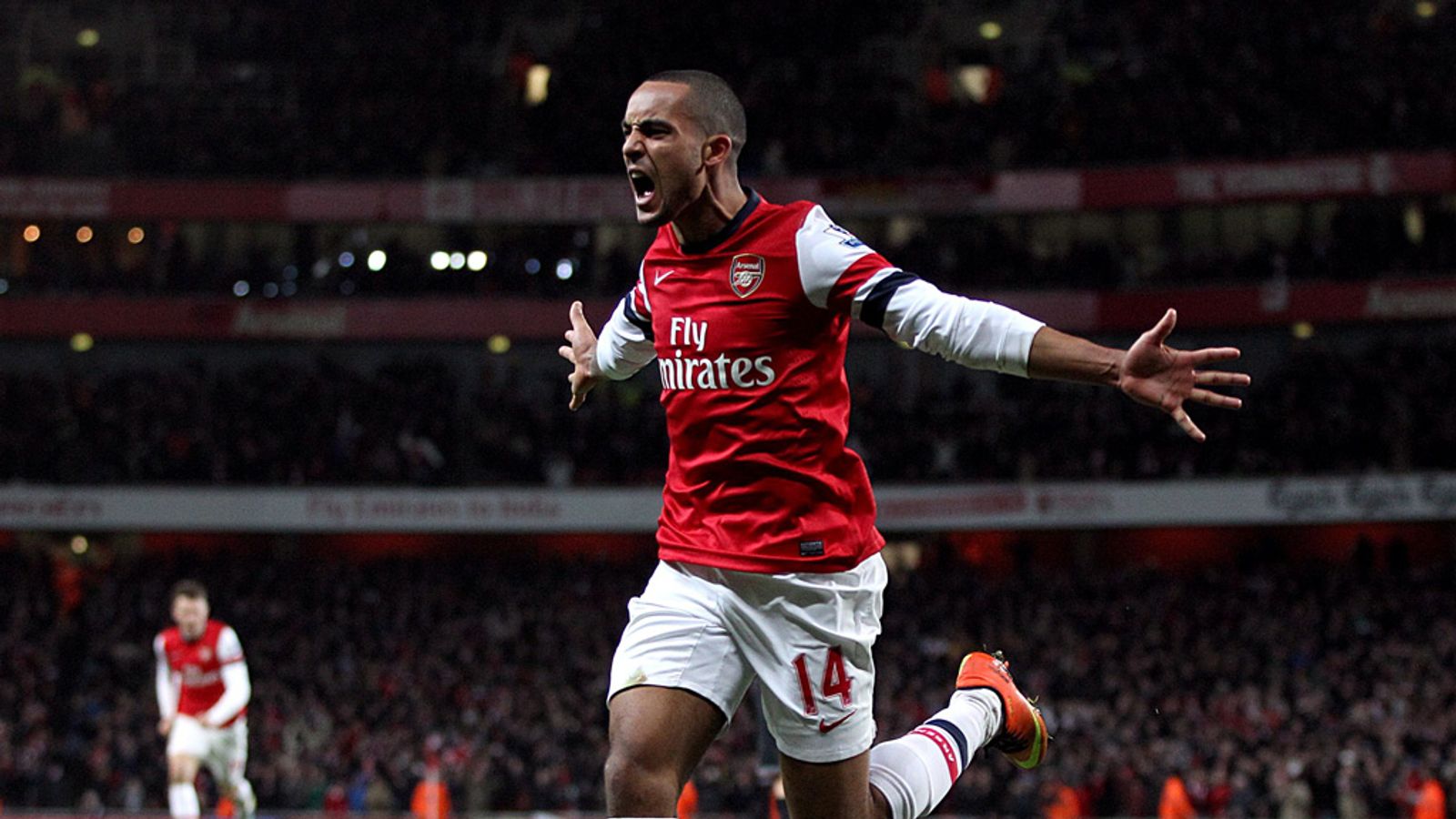Theo Walcott would swap personal achievements for a trophy with Arsenal ...