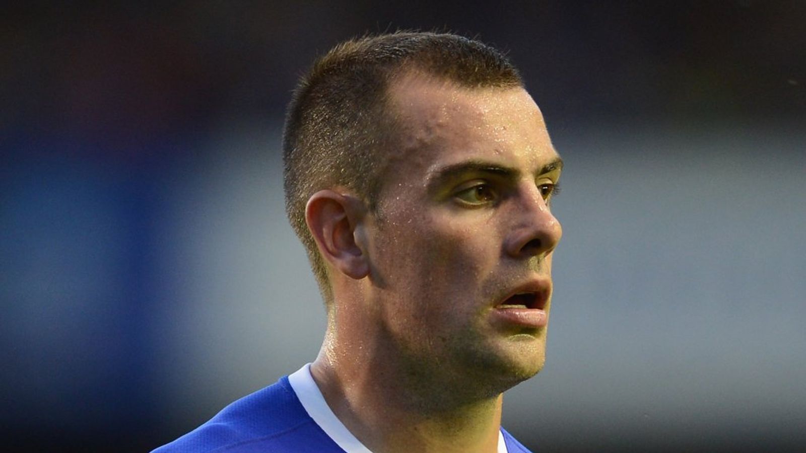 Everton's Darron Gibson will play on despite thigh injury | Football ...