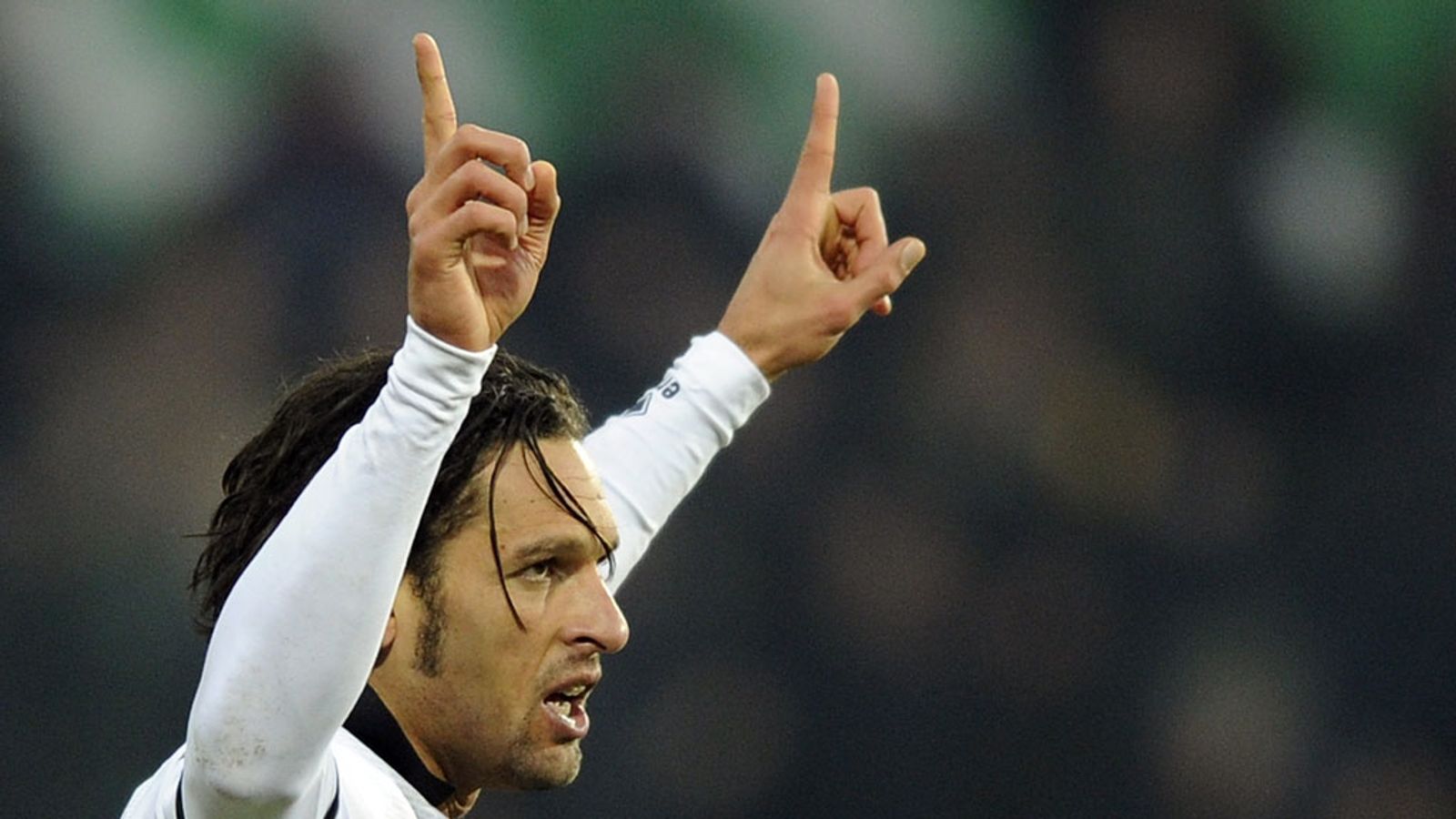 Three and easy for Parma | Football News | Sky Sports