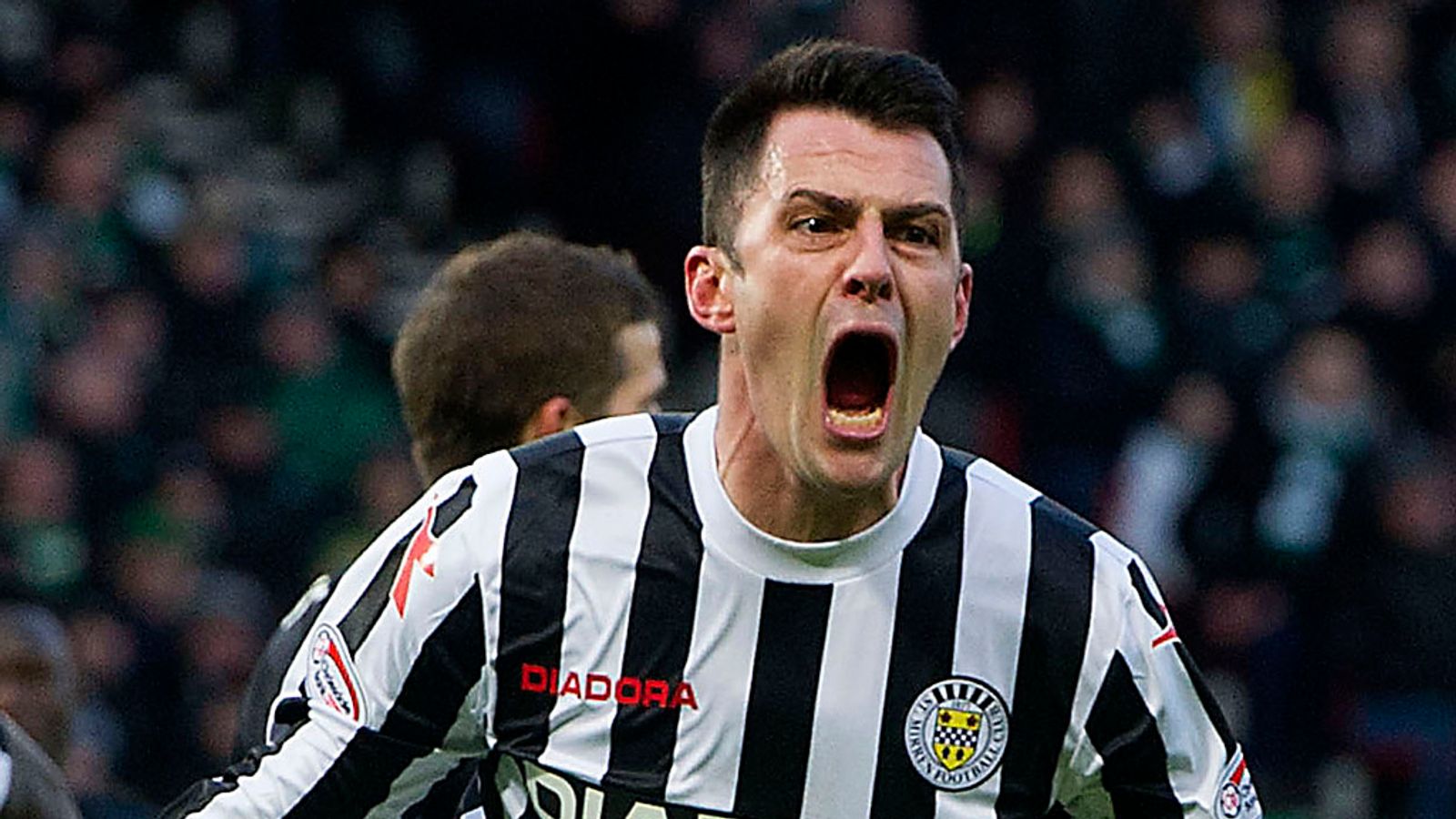 Scottish Premiership: Steven Thompson inspires St Mirren to 3-0 win ...