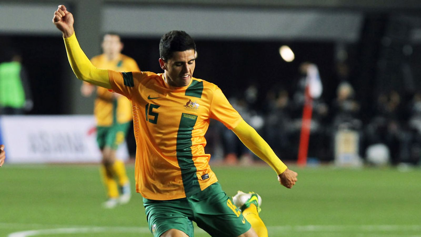 Midfielder Tom Rogic granted work permit after signing long-term Celtic ...