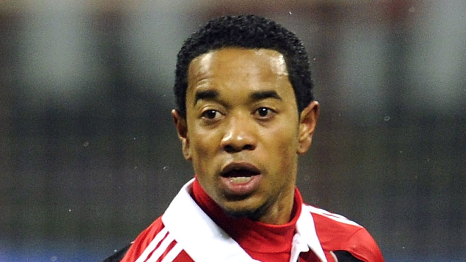 Transfer News: Fulham set to sign Urby Emanuelson from AC Milan ...