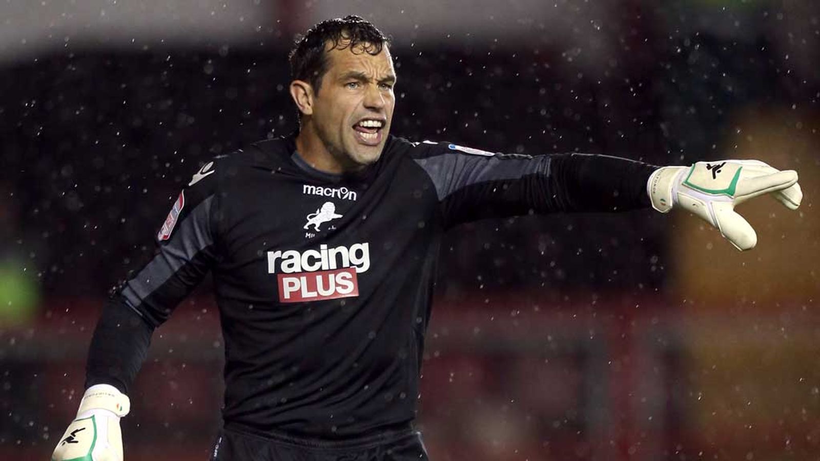 Millwall goalkeeper David Forde aiming for FA Cup win over Aston Villa ...