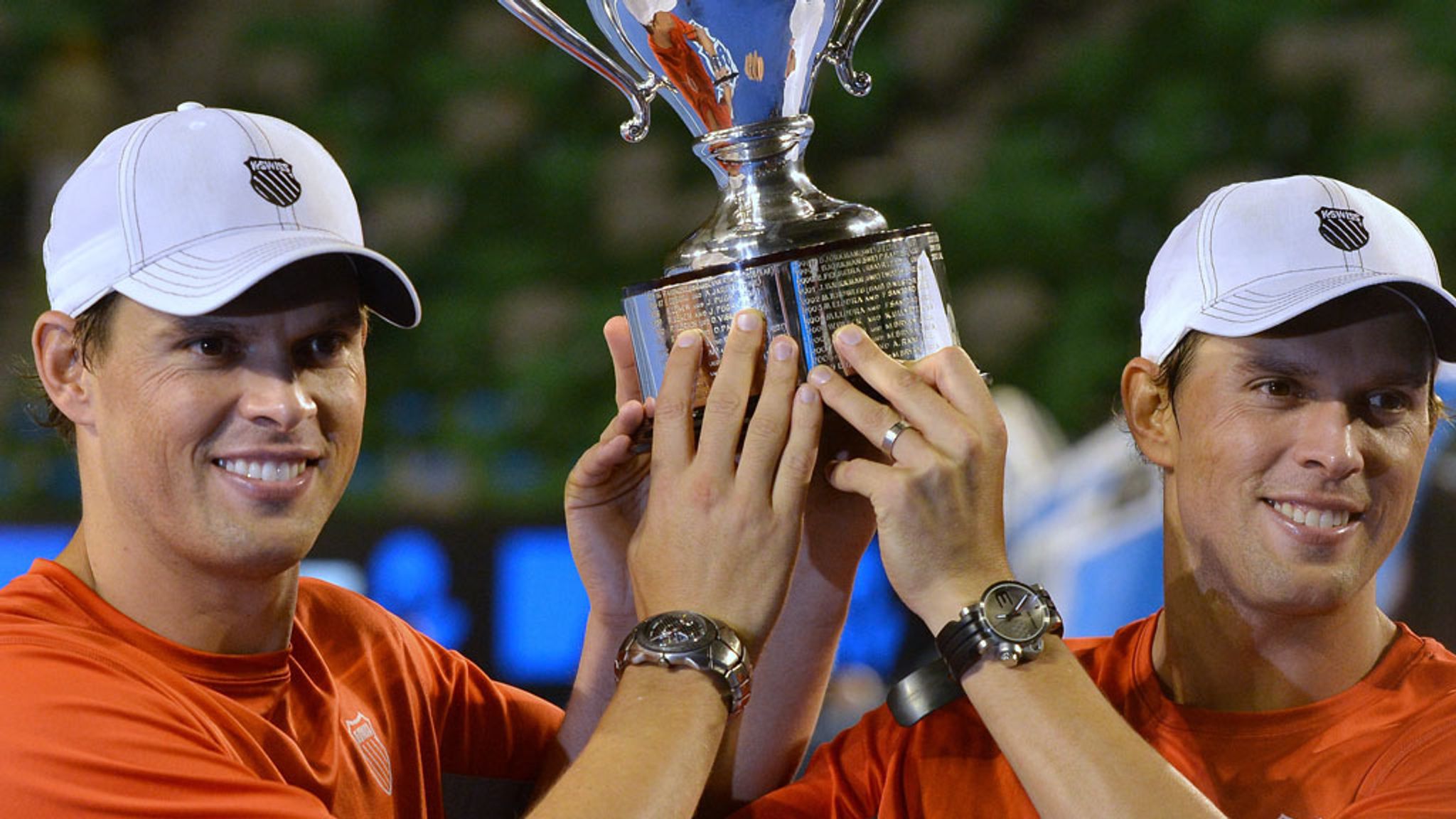 Bob and Mike Bryan have claimed a record 13th Grand Slam doubles title ...