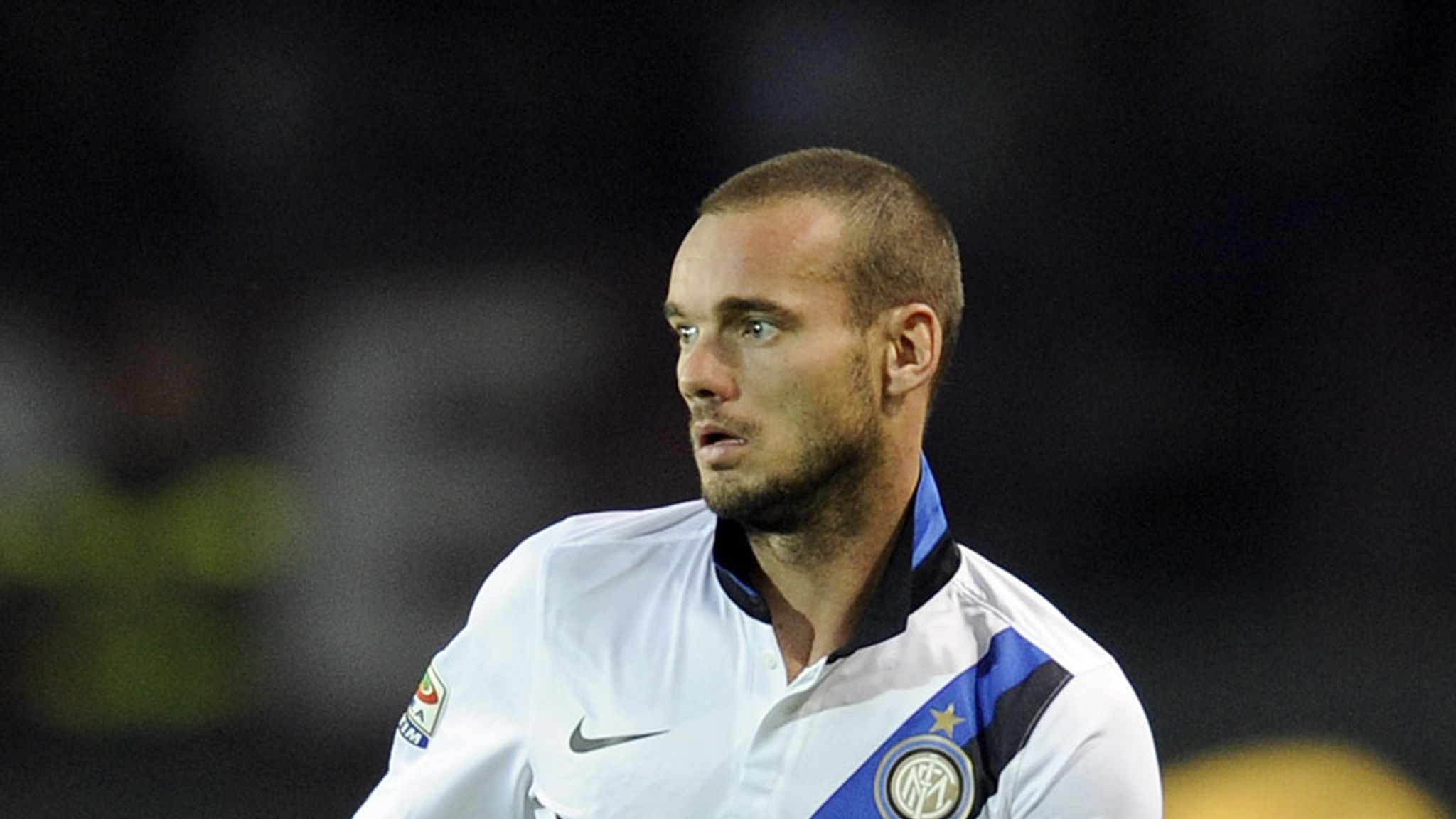 Inter Milan midfielder Wesley Sneijder is closing in on move to ...
