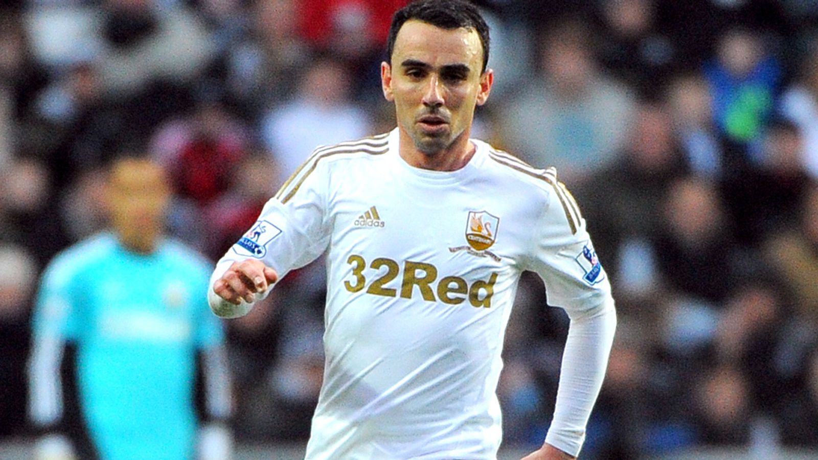 Leon Britton has signed a contract extension at Swansea City until 2016 ...