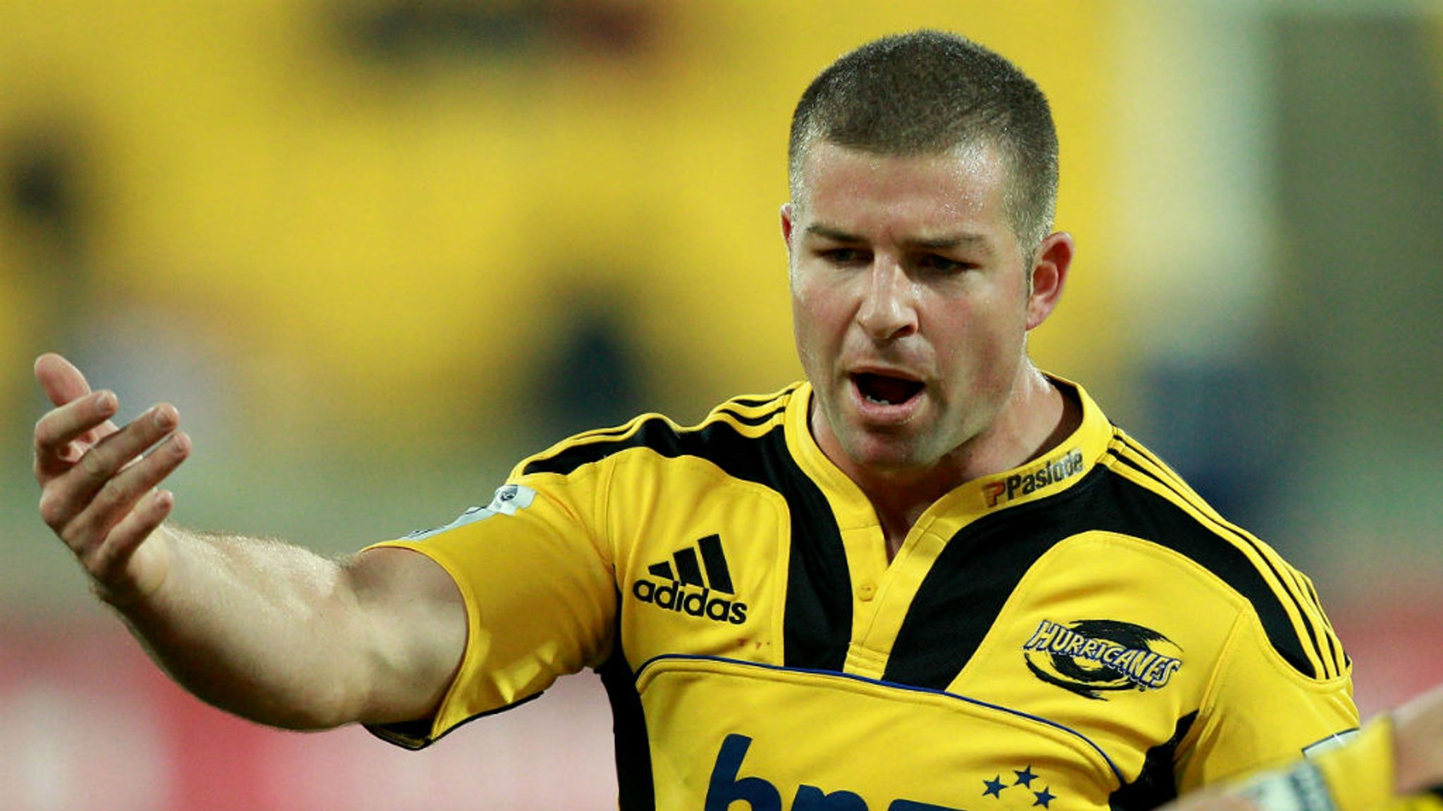 Former Hurricanes No 9 Chris Eaton has teamed up with the Western Force ...