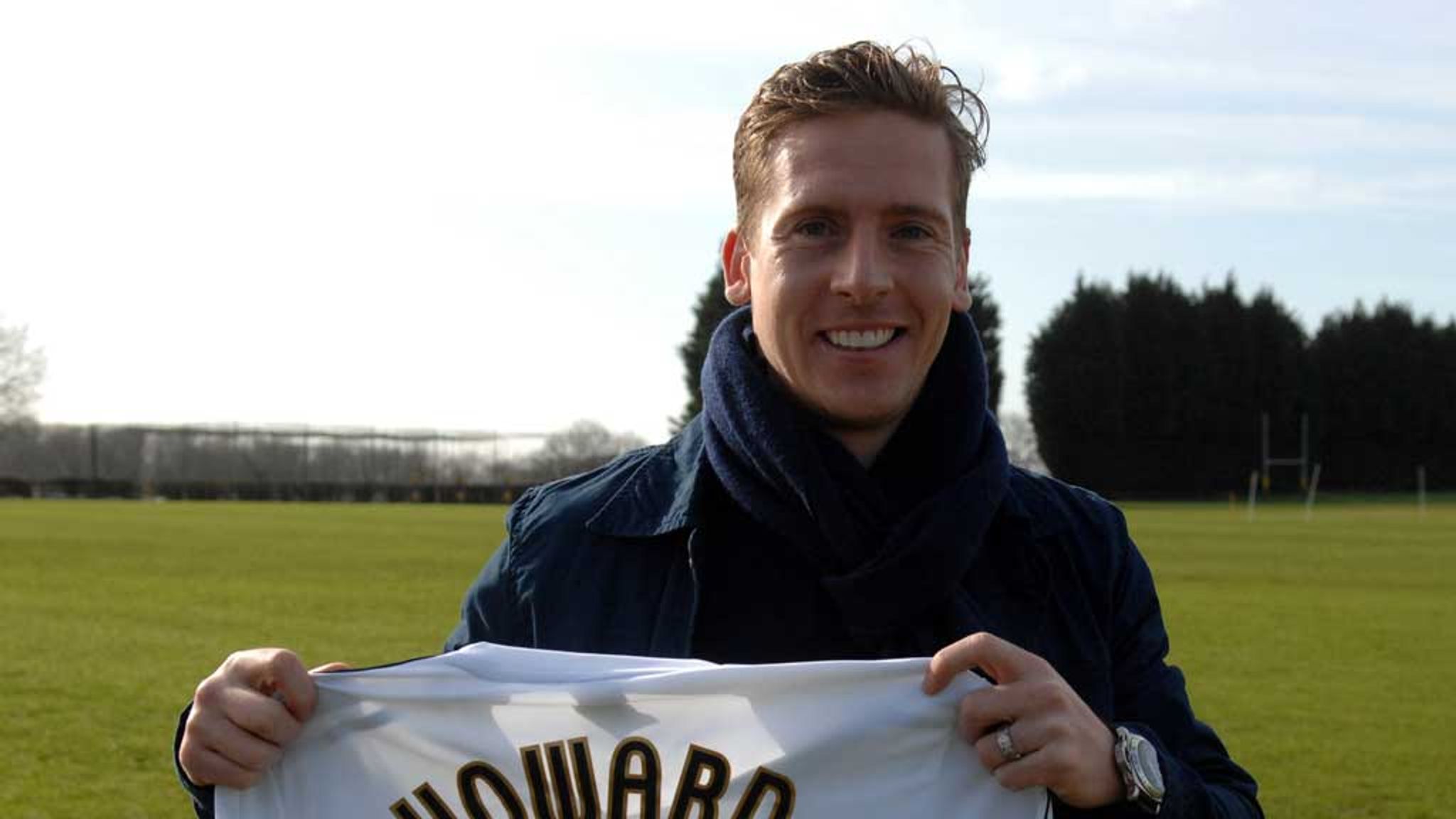 Transfer news: Brian Howard signs for Bristol City | Football News ...