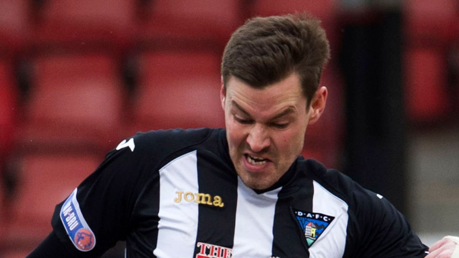 Andrew Barrowman has joined Dundee on a short-term contract | Football ...