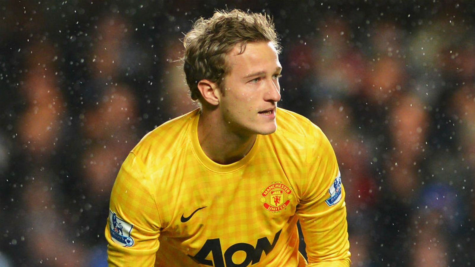 Premier League: Manchester United goalkeeper Anders Lindegaard ...