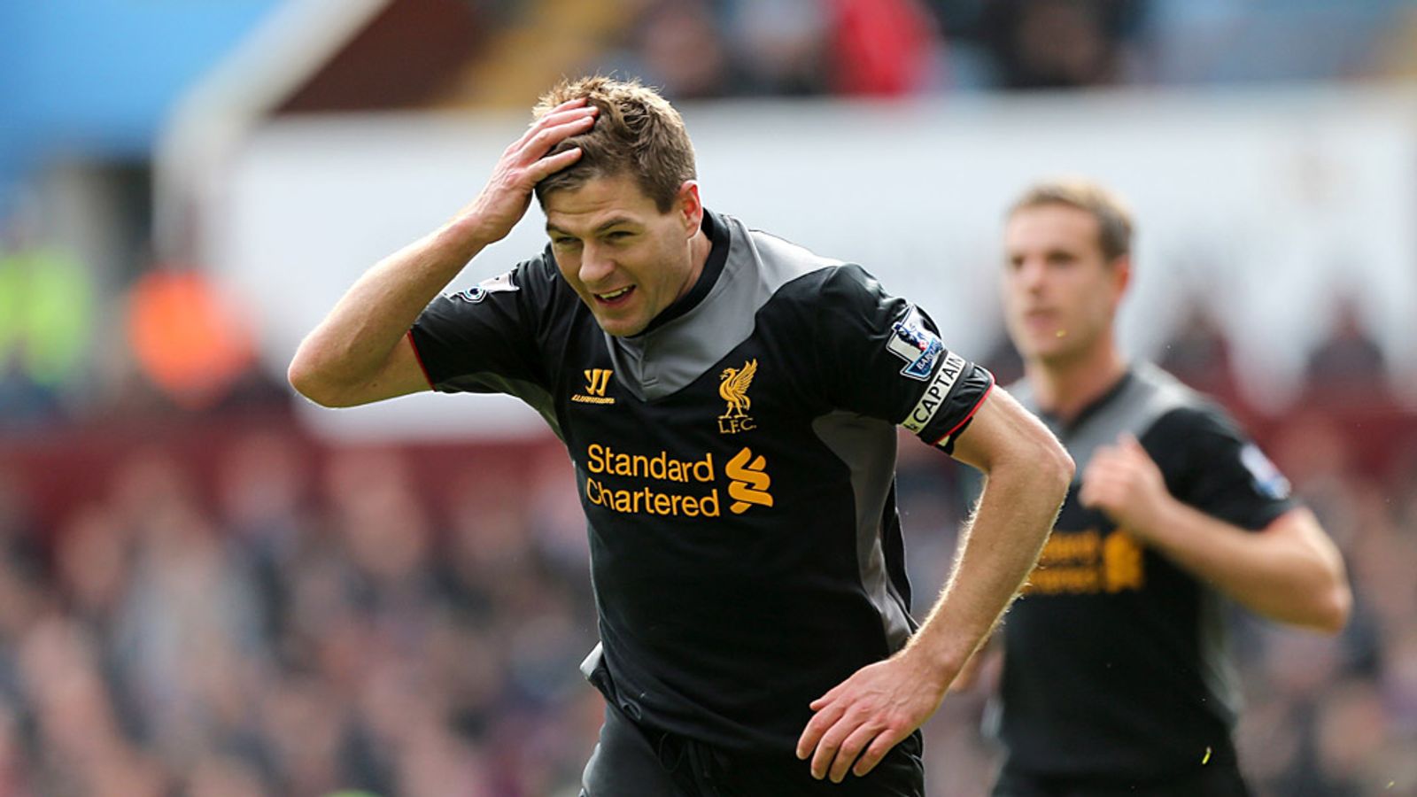 Jamie Carragher believes Liverpool skipper Steven Gerrard will sign new ...