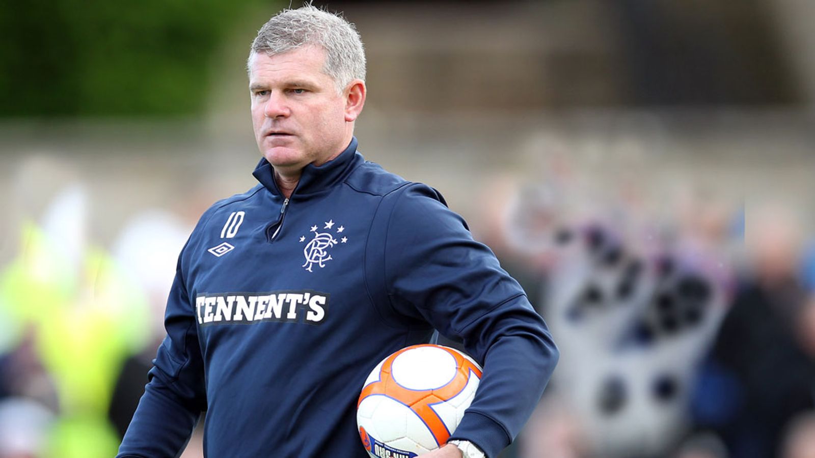 Rangers coach Ian Durrant tells youngsters to learn to handle pressure ...