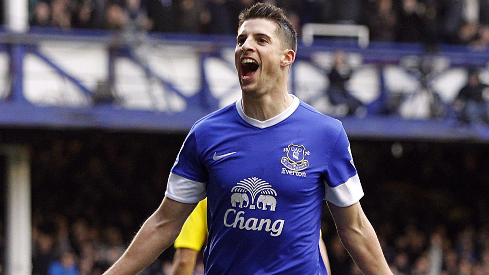 Leon Osman hopes Kevin Mirallas will be in Everton frame for run-in ...