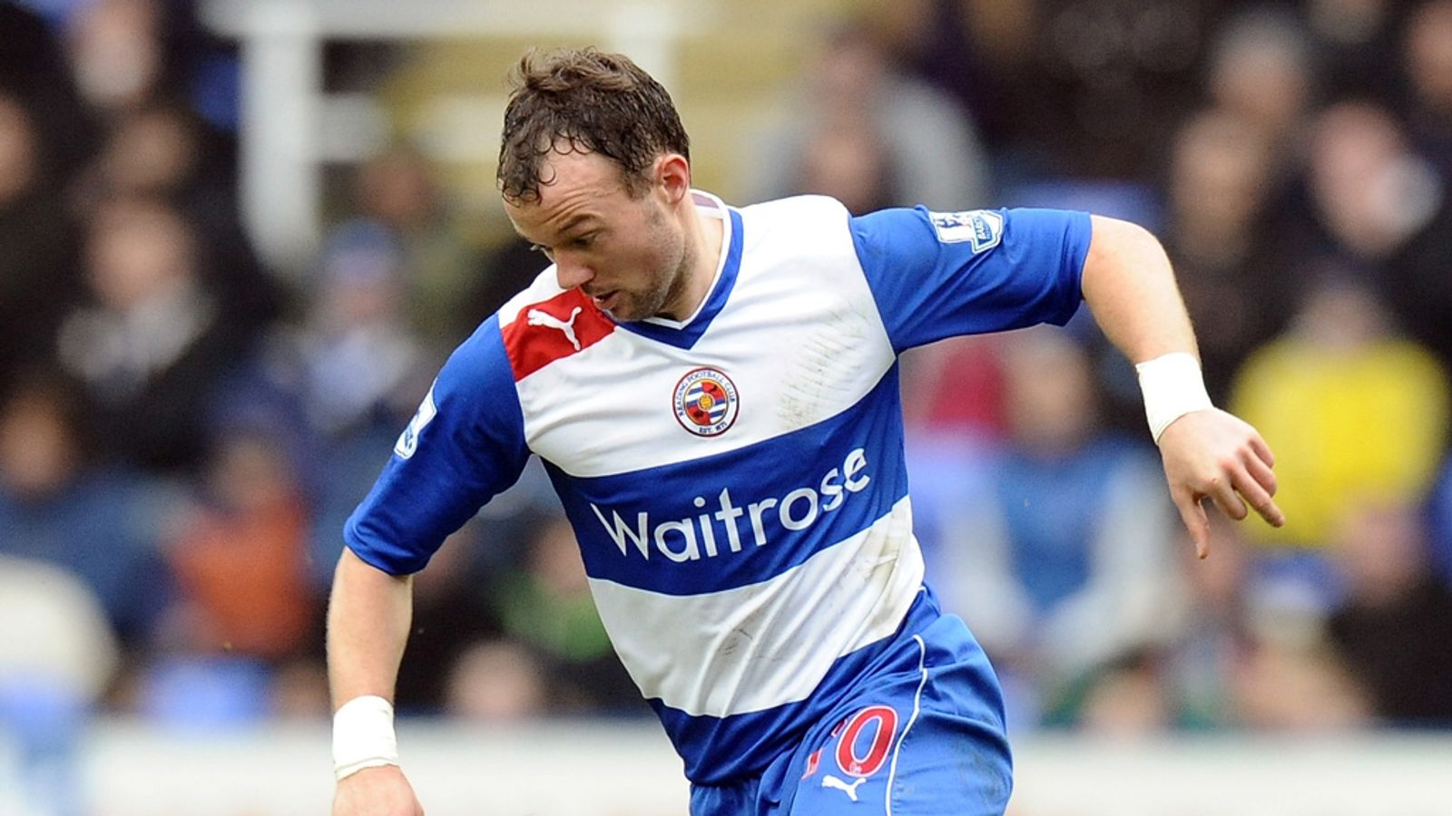 Noel Hunt begins search for new club after five years at Reading ...
