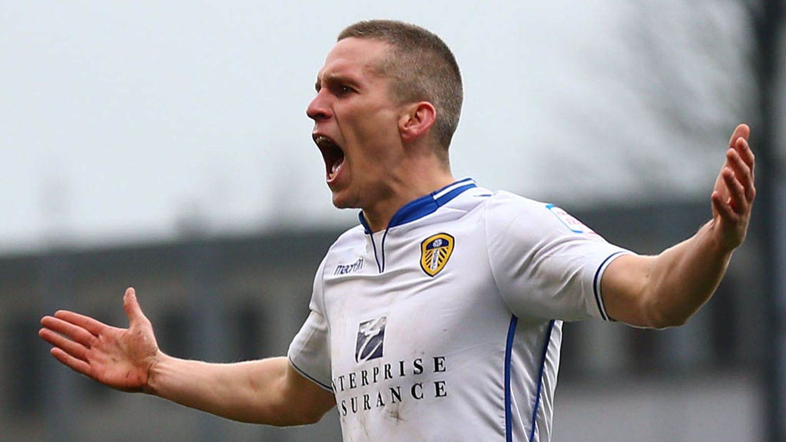 Millwall are set to sign Leeds United striker Steve Morison on loan ...
