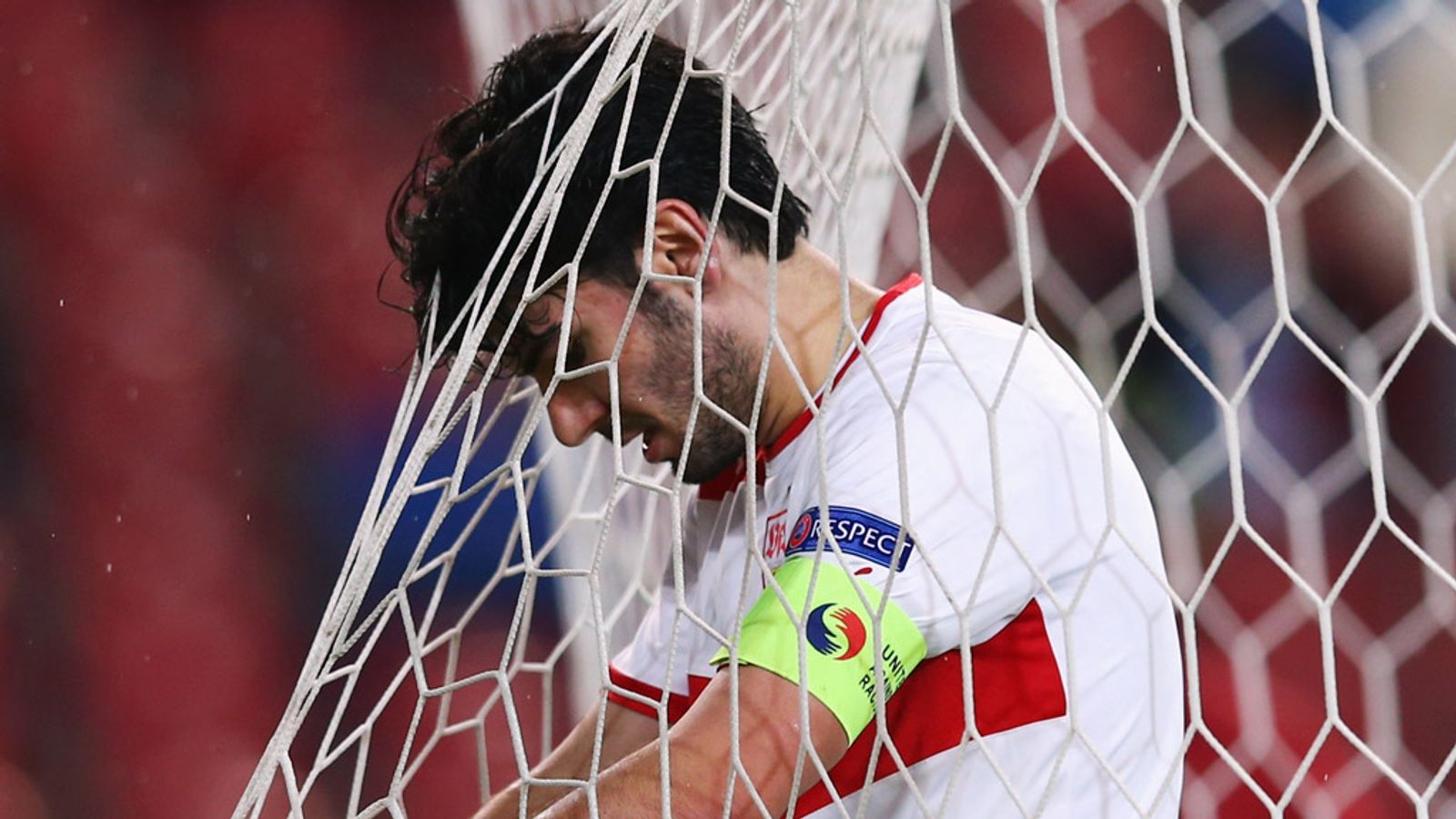 Stuttgart captain Serdar Tasci wants to stay at the Bundesliga club ...