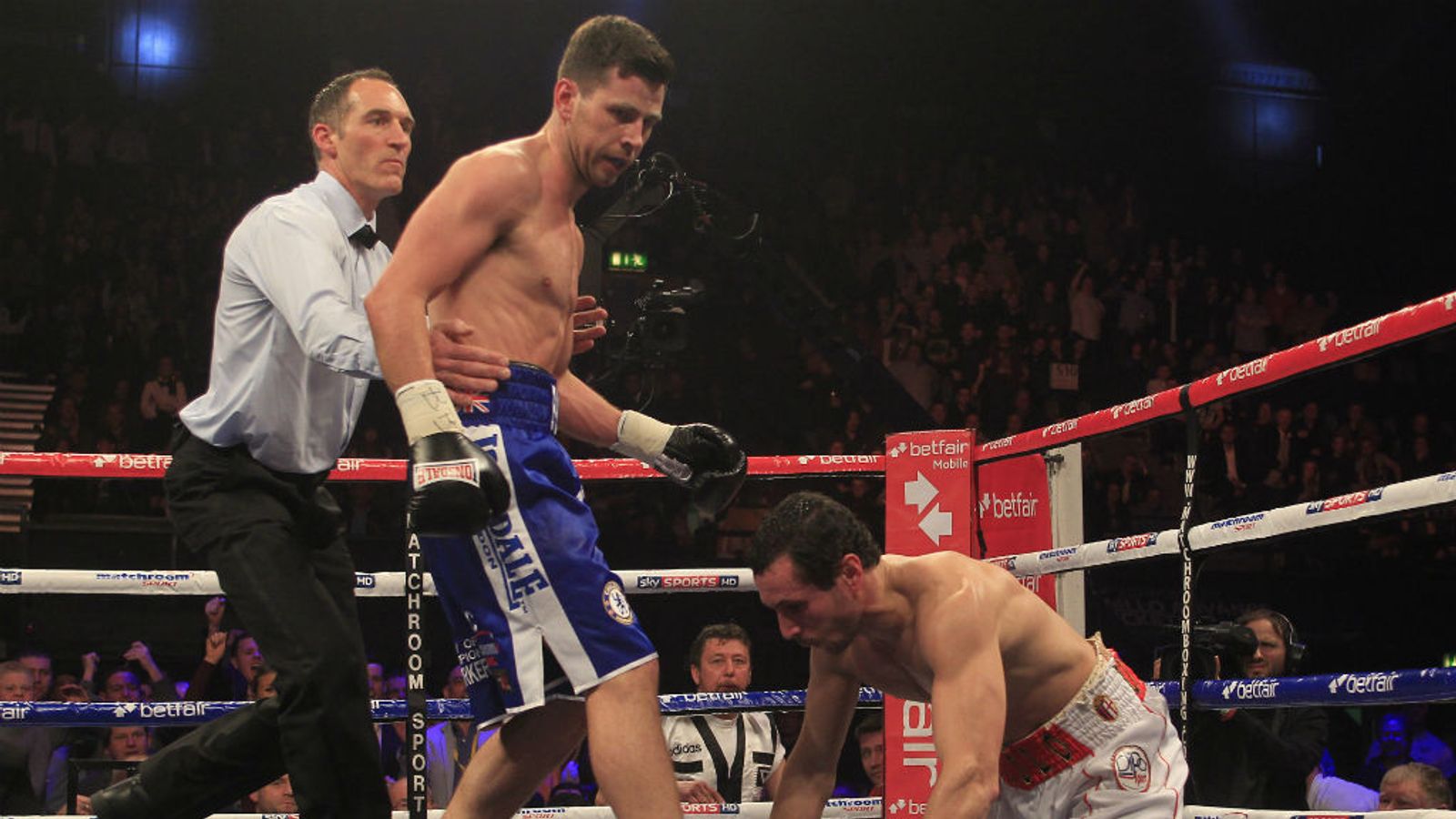 Darren Barker boosts world championship hopes with four-round win ...
