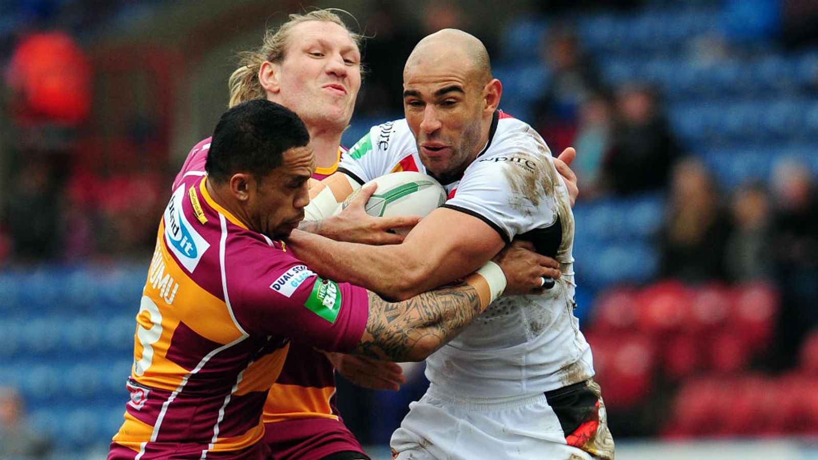 Super League: Chev Walker signs new one-year Bradford Bulls deal ...