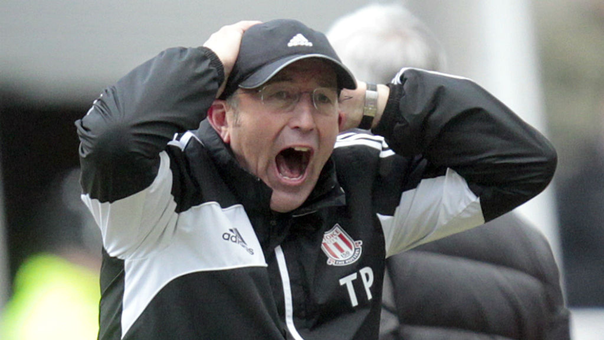 Stoke boss Tony Pulis claims he has no plans to quit | Football News ...