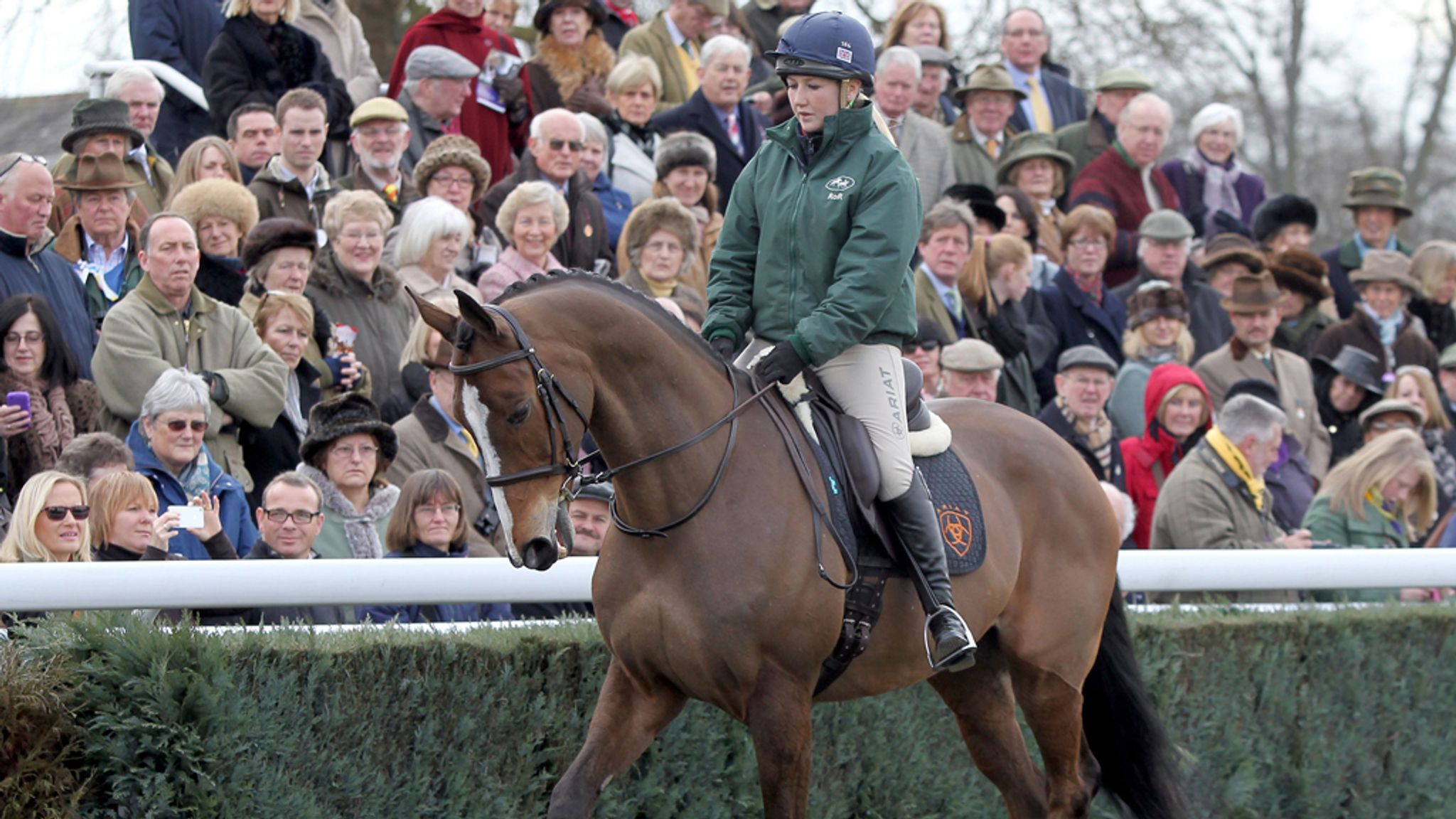 Kauto Star on parade at Cheltenham | Racing News | Sky Sports