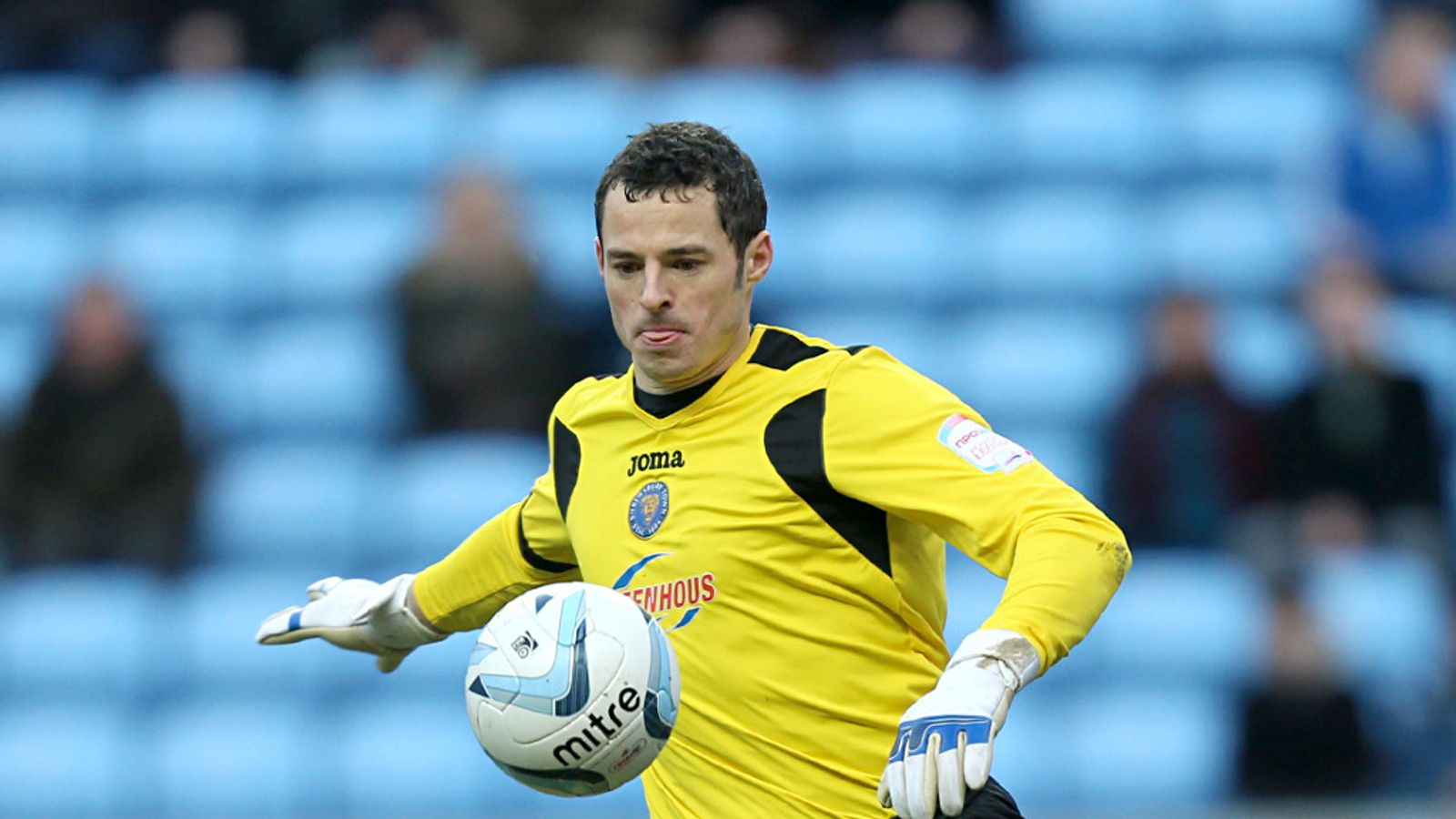 Weale returns to Huish Park | Football News | Sky Sports