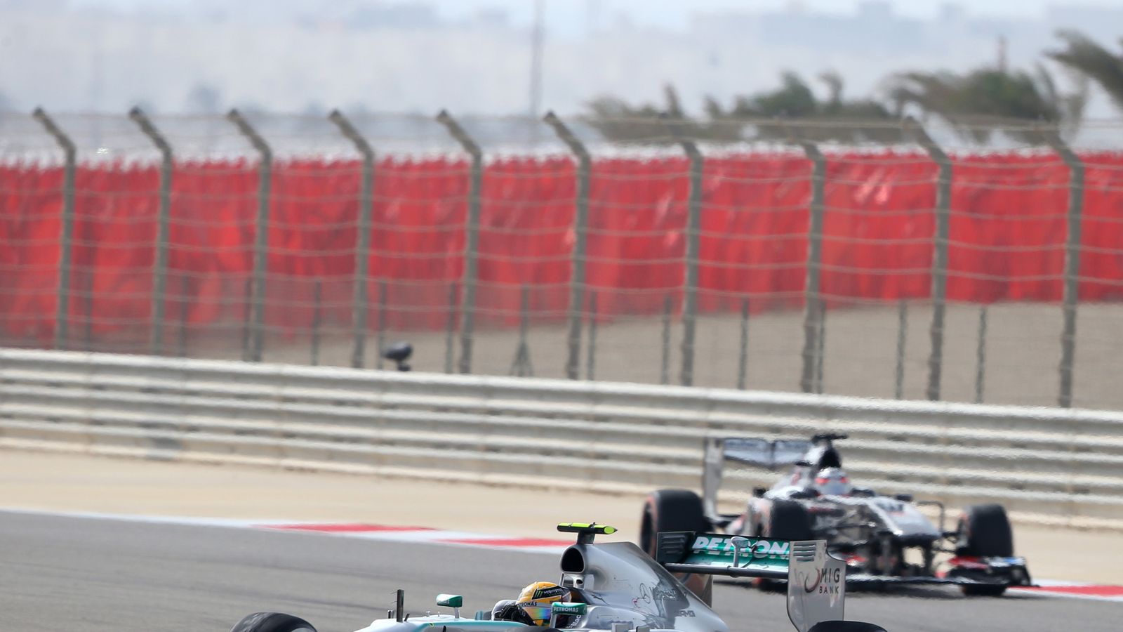 Mercedes to look for W04 cure after wilting in searing Bahrain GP heat ...